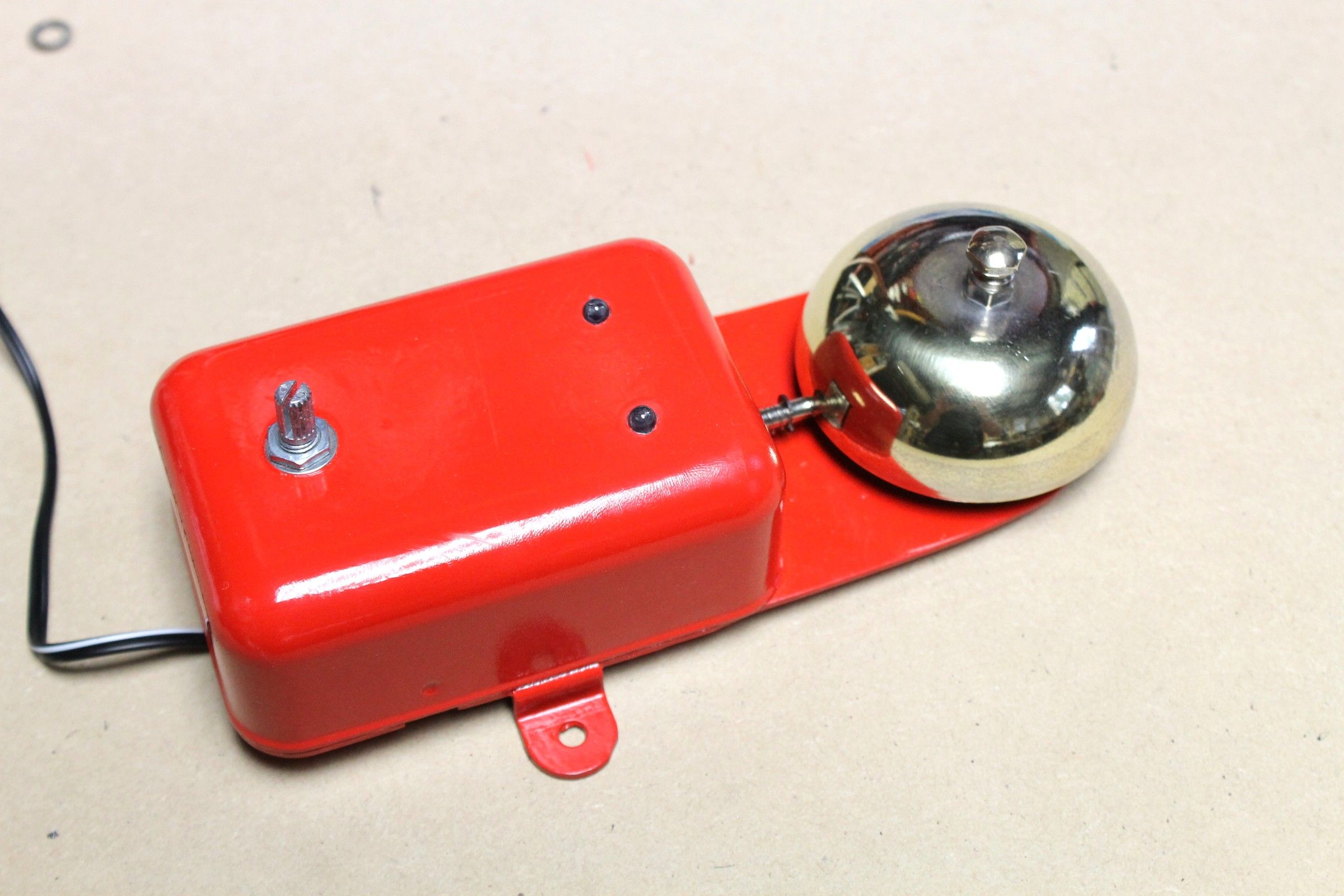 Wireless Dinner (or Door) Bell : 12 Steps (with Pictures) - Instructables