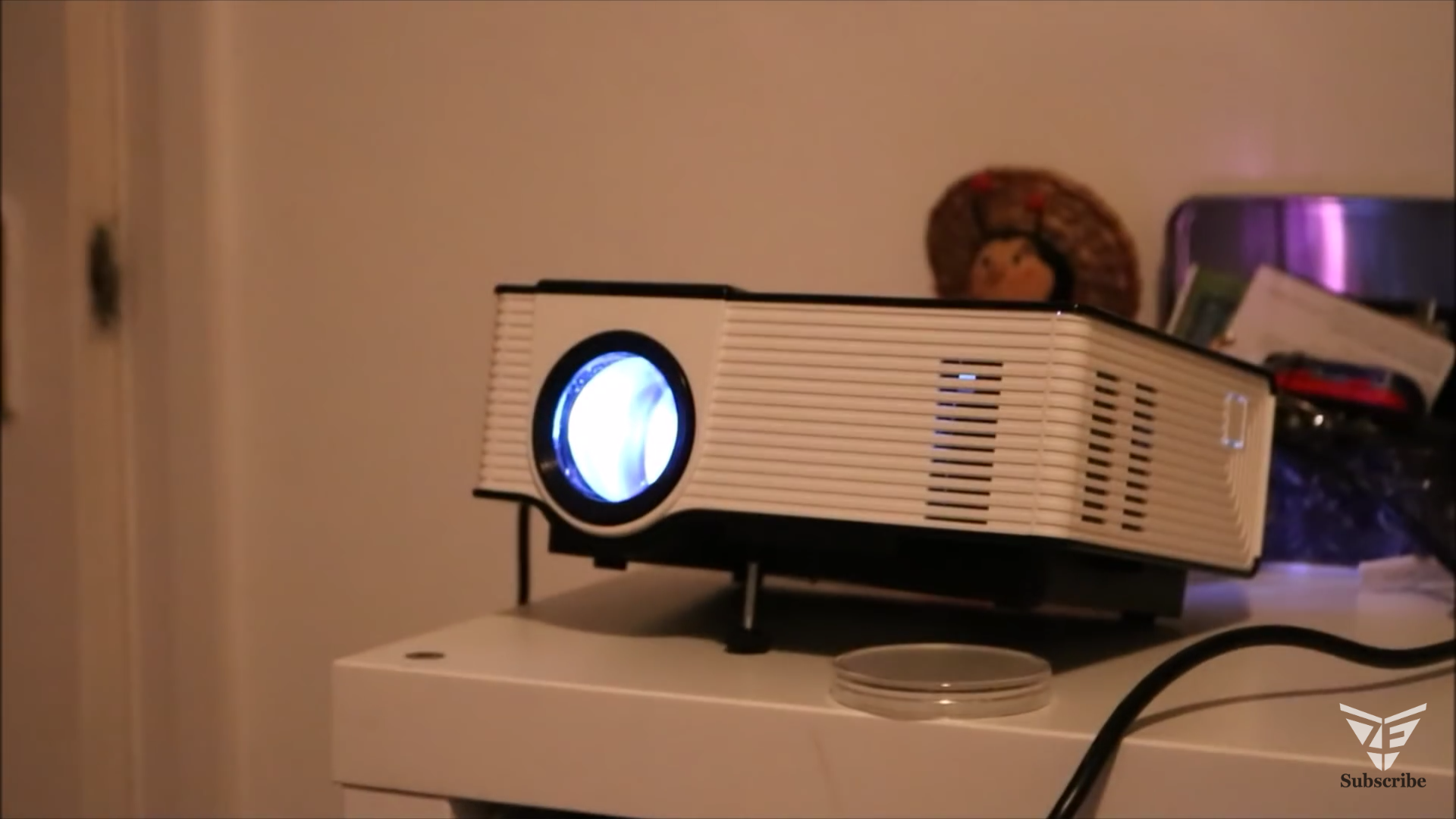 Ghost Hologram Projection in Window : 4 Steps (with Pictures ...