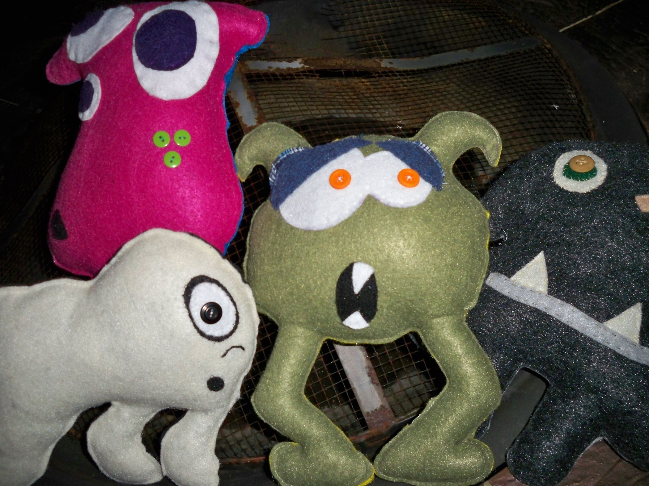 How to Make a Monster Plushie! : 6 Steps - Instructables