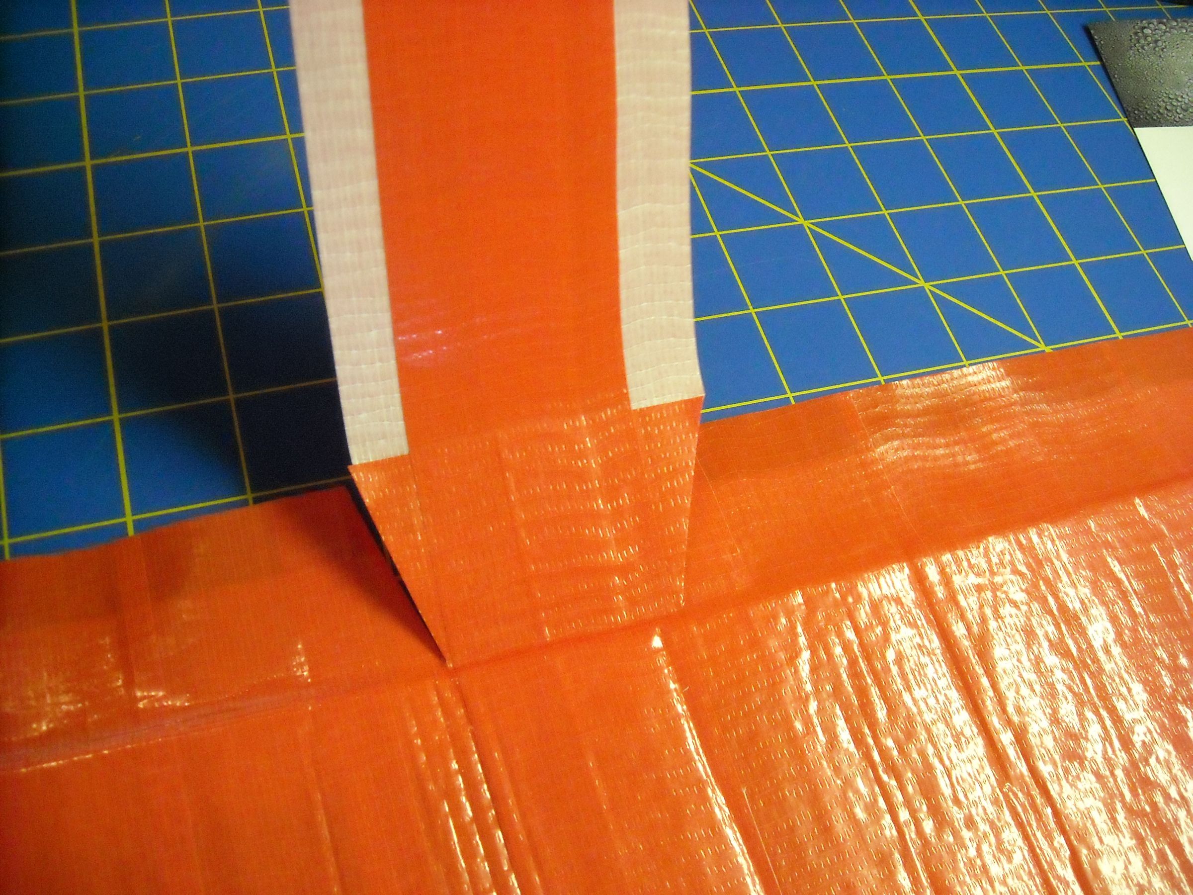 Cushioned Duct Tape Laptop Sleeve : 8 Steps (with Pictures) - Instructables