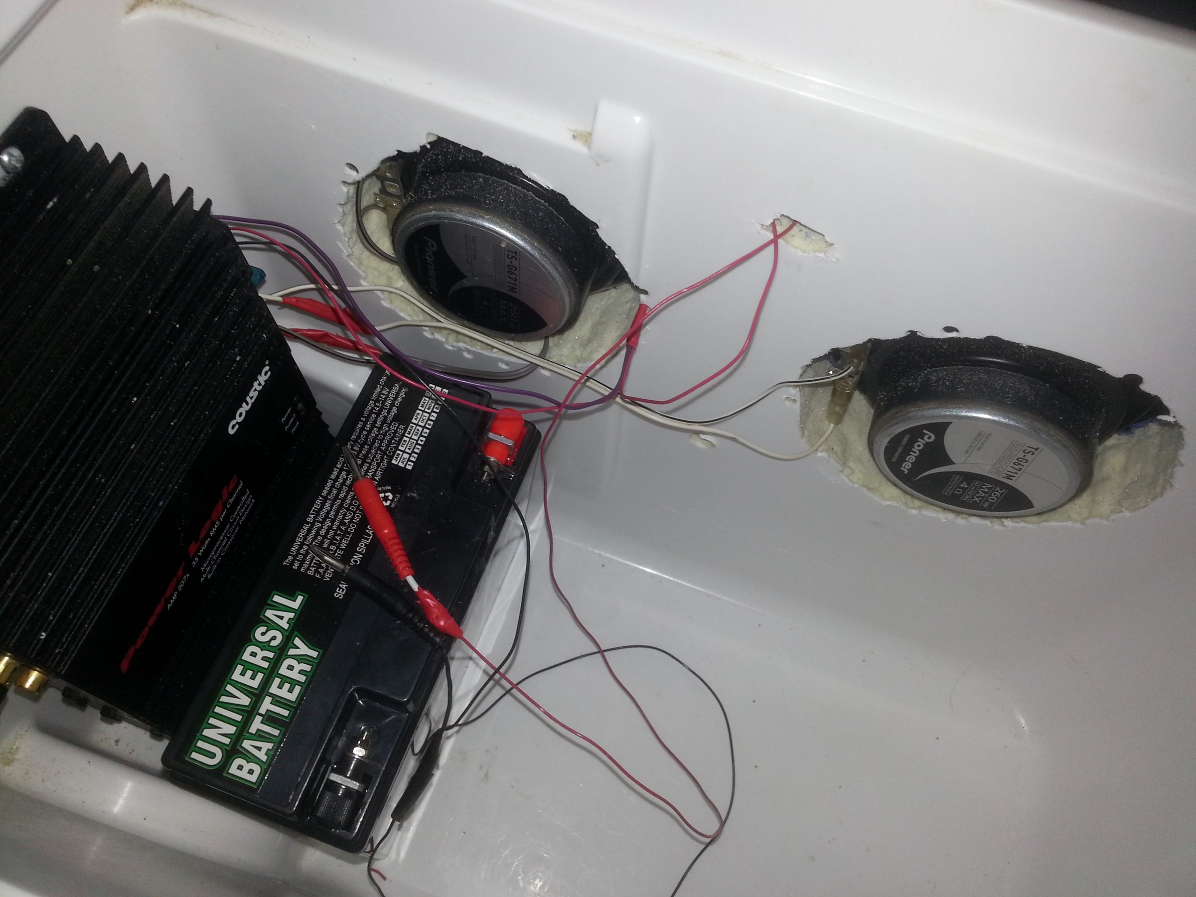 12 Volt Portable Stereo : 3 Steps - Instructables