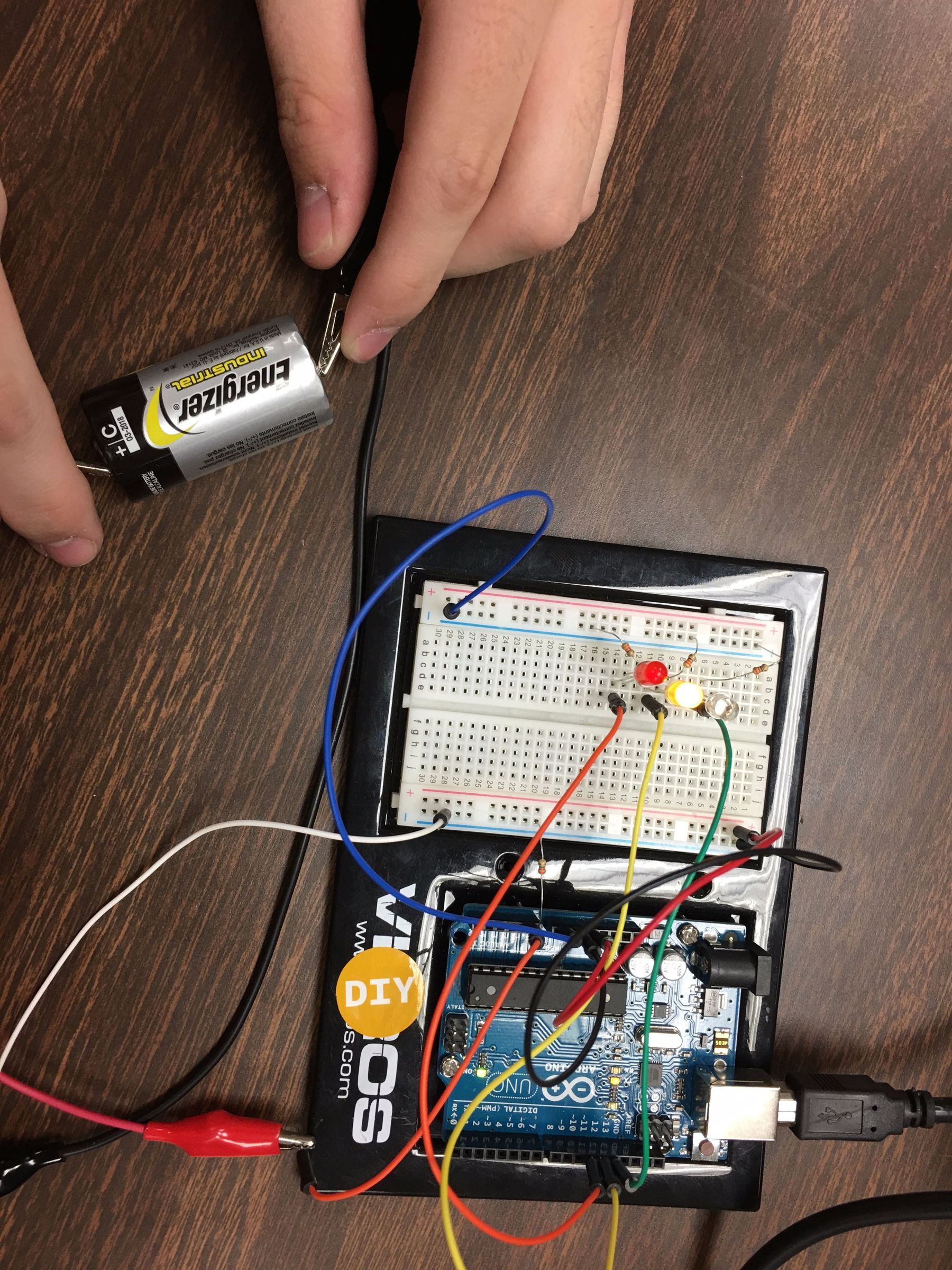 Battery Tester LED Display : 4 Steps - Instructables