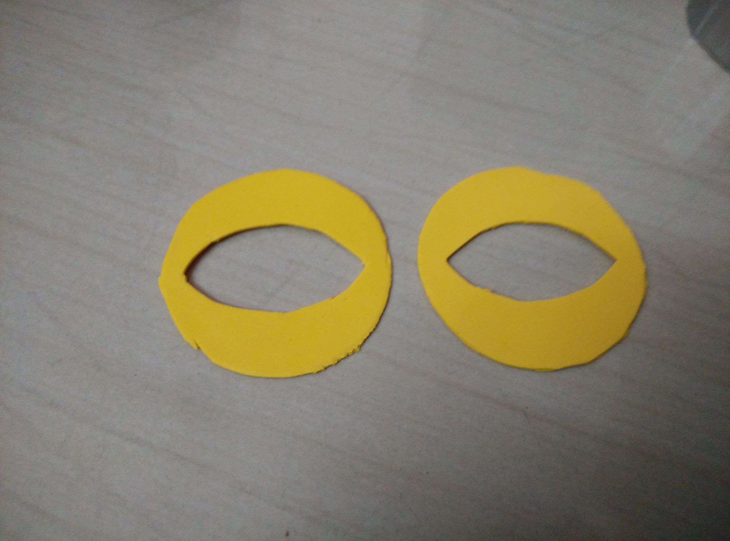 Minion Goggles : 5 Steps (with Pictures) - Instructables