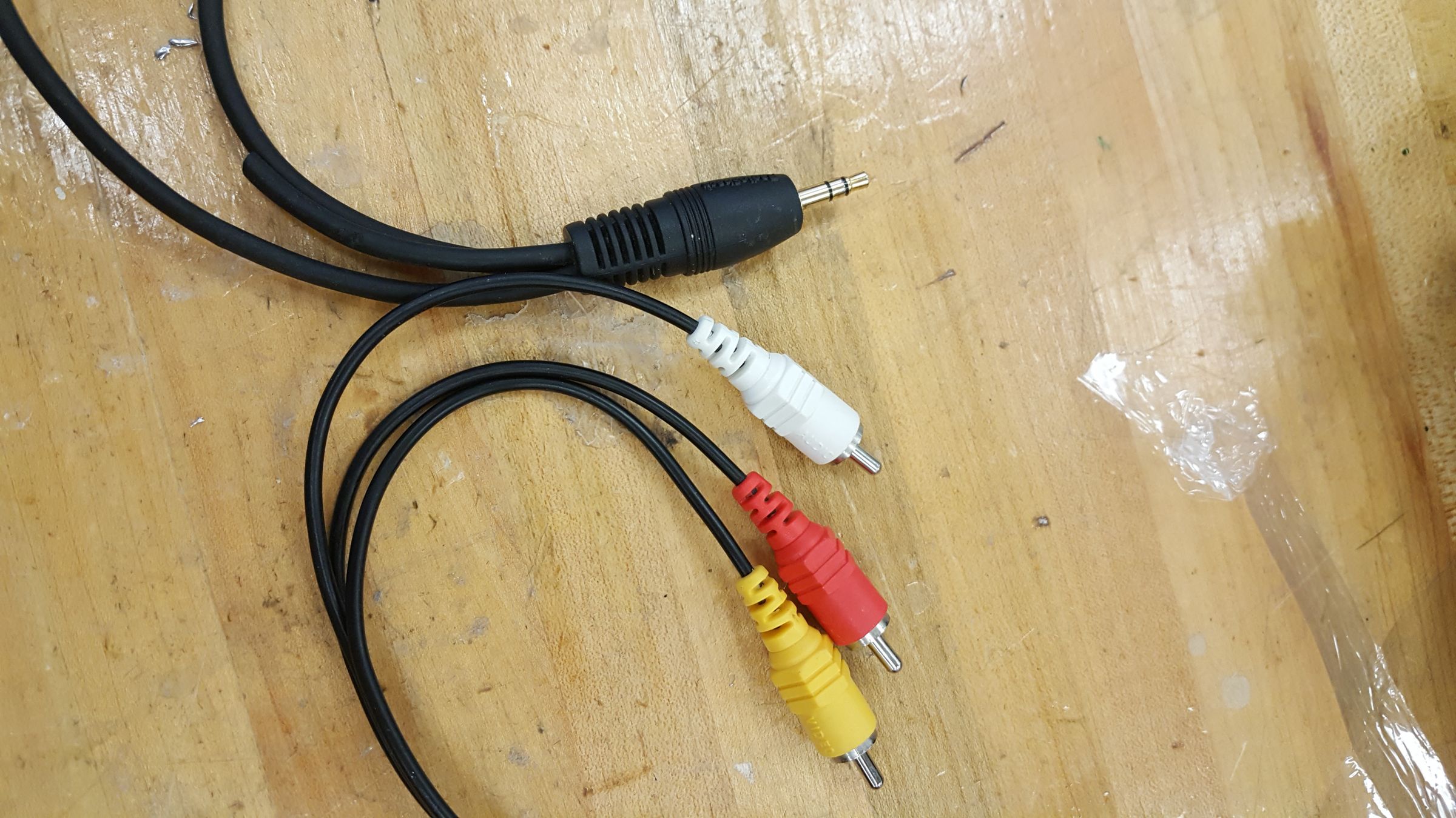 DIY Aux Cable : 6 Steps - Instructables