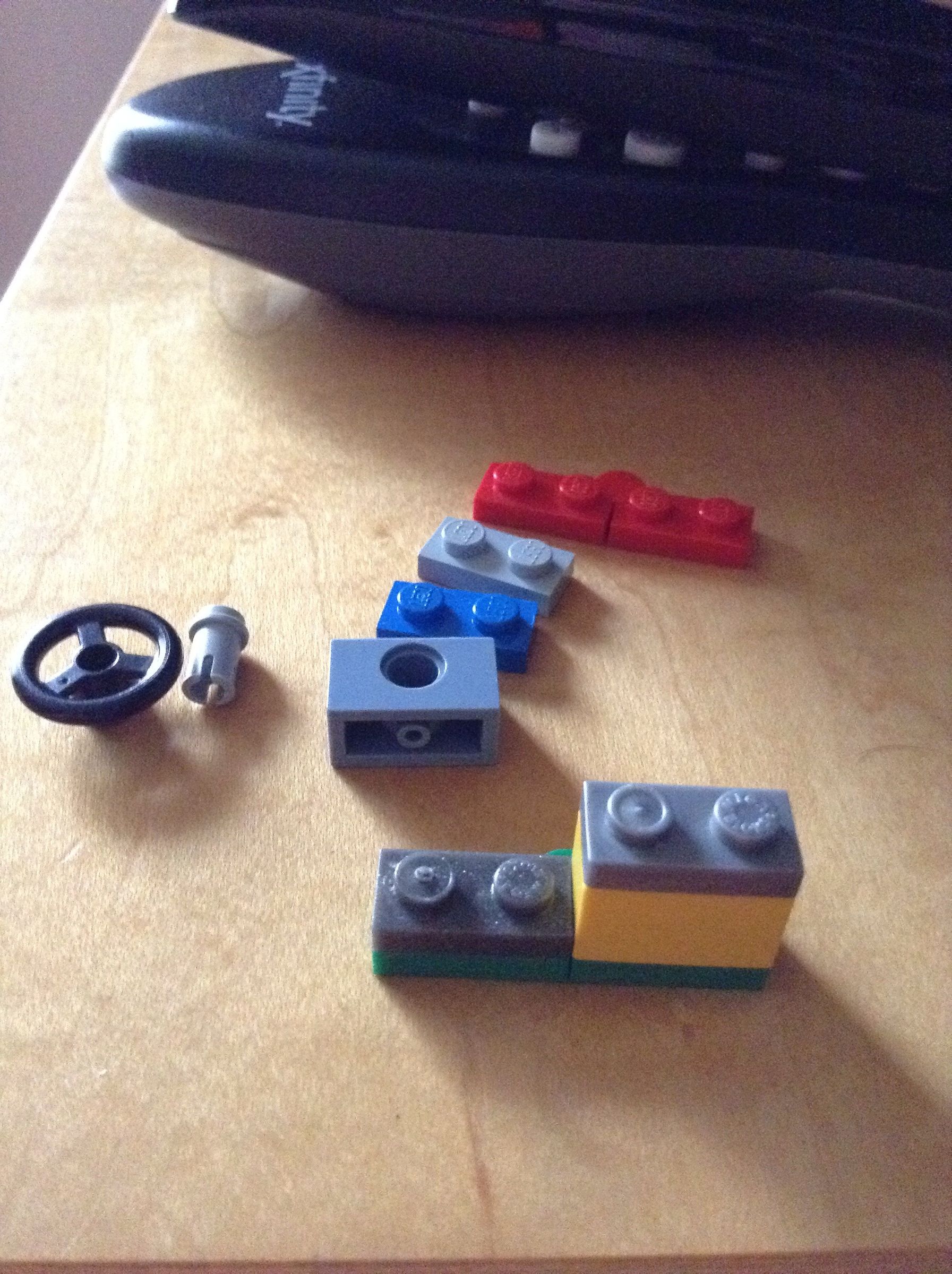 Lego Safe for Minifigures : 6 Steps - Instructables