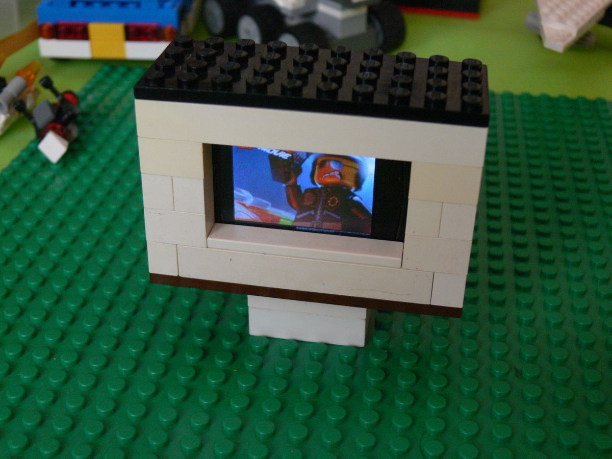 LEGO Brick TV : 3 Steps - Instructables