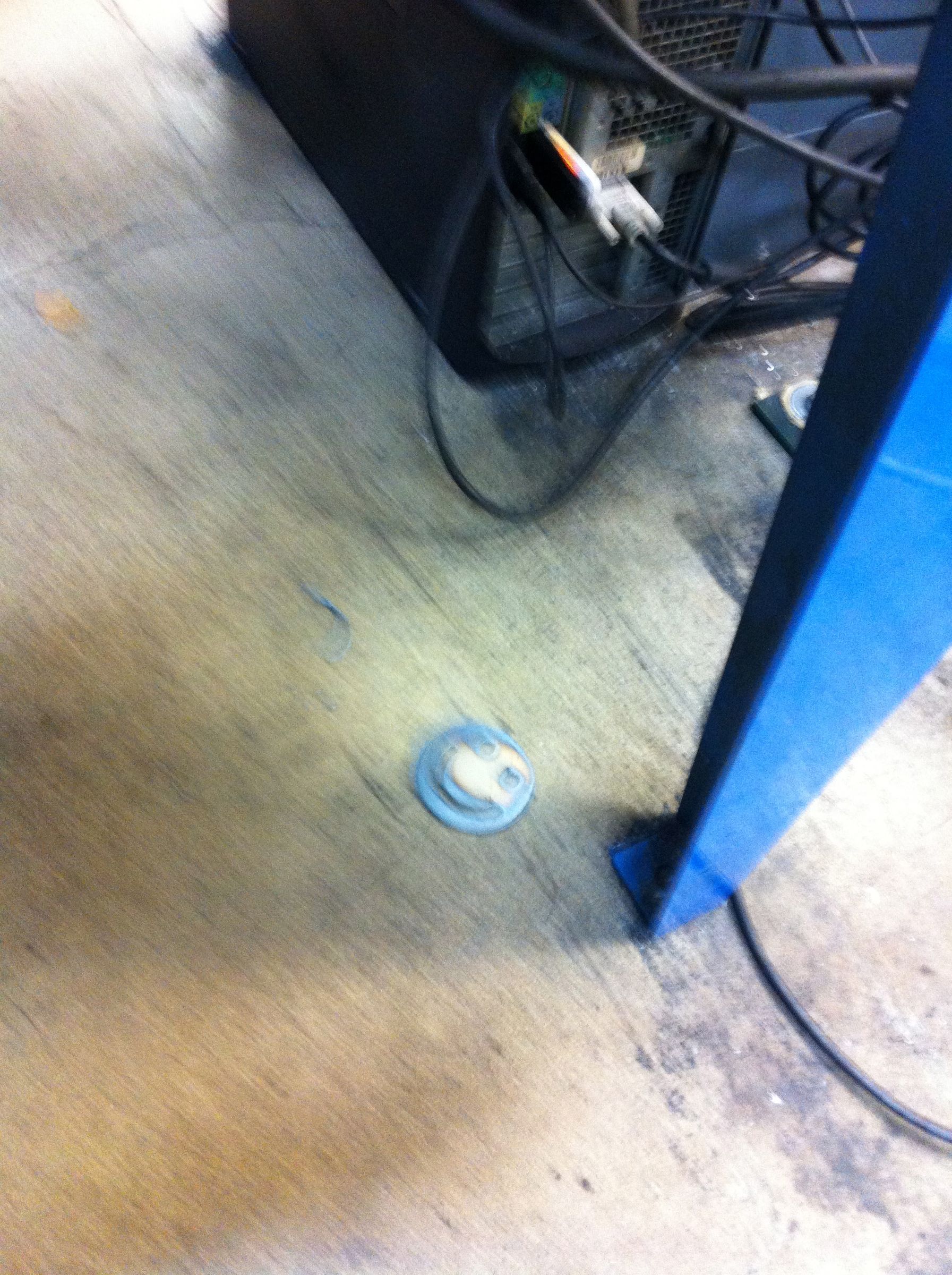 How to Set Up and Use a PlasmaCAM CNC Plasma Cutter : 4 Steps (with ...