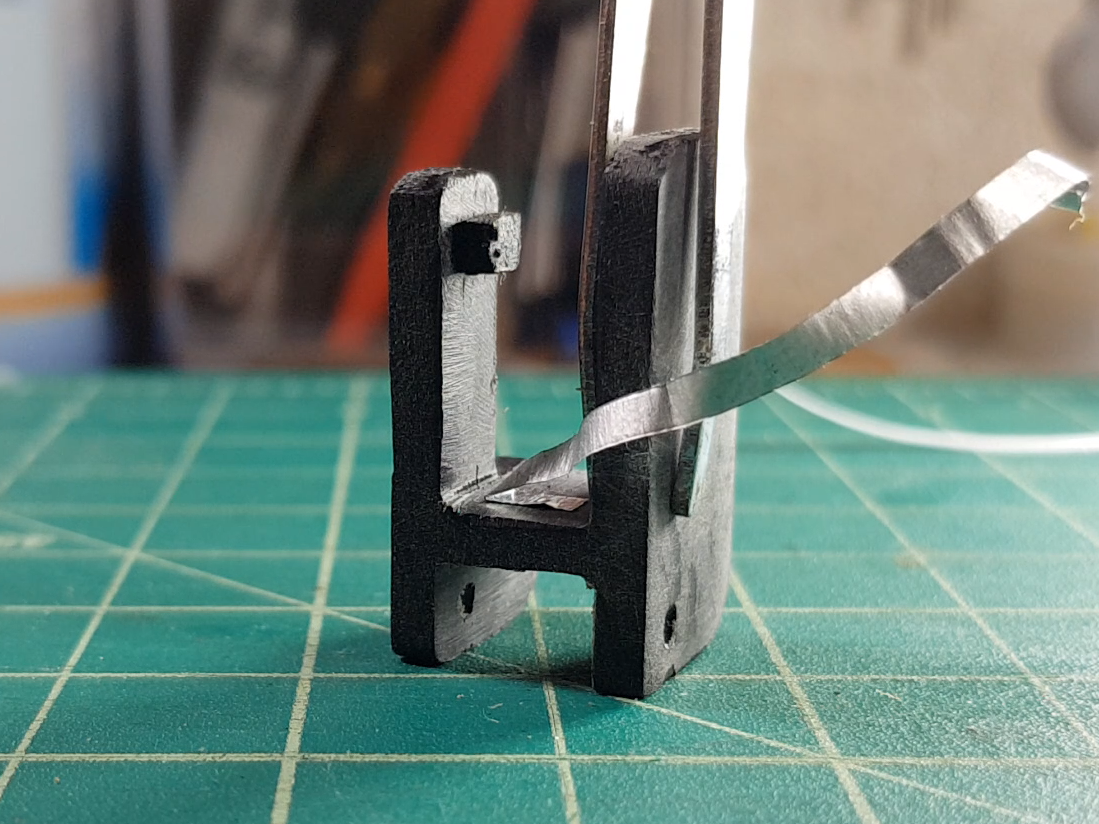 DIY Phone Trigger Buttons (PUBG/ ROS/ Fornite) : 21 Steps (with ...