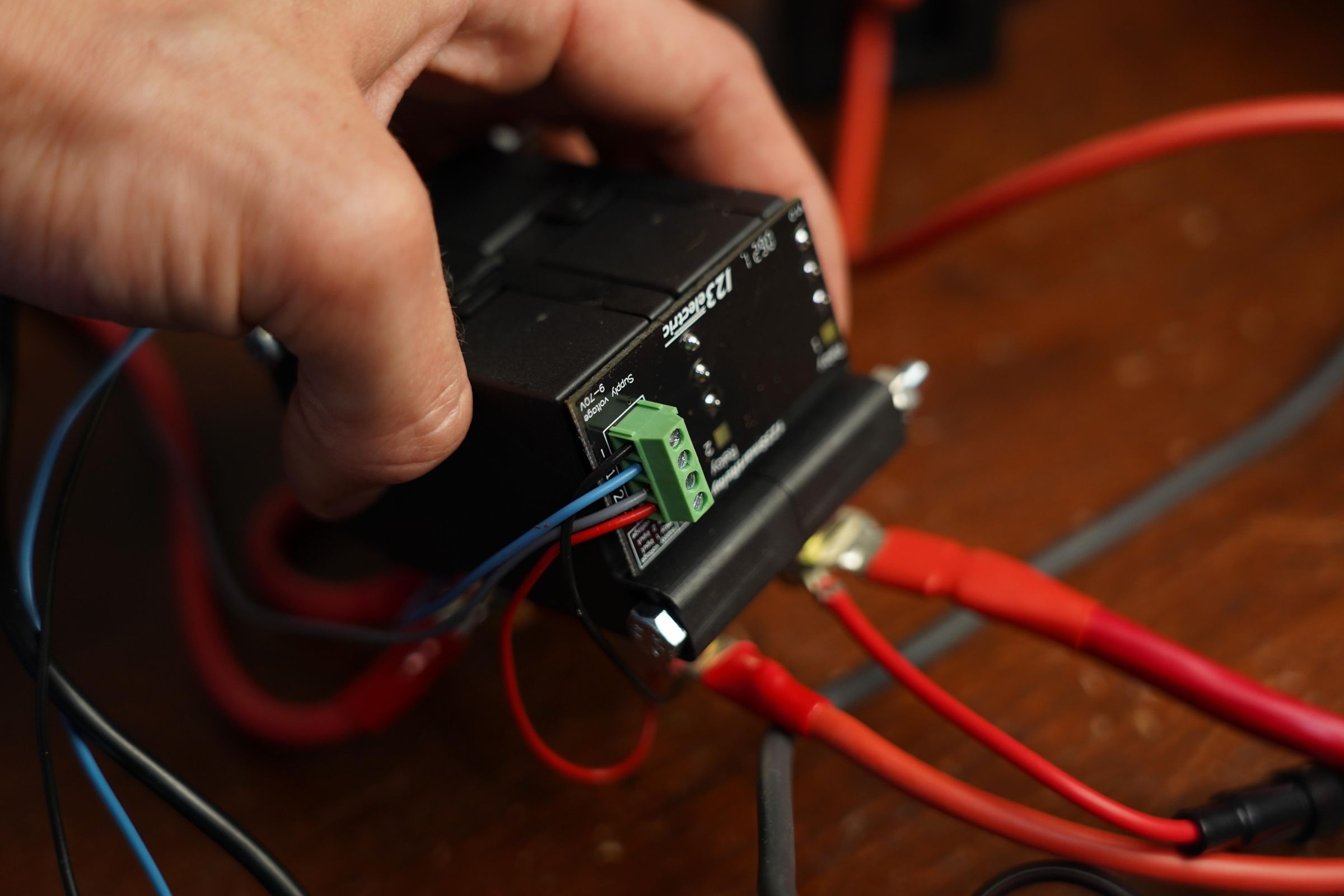 DIY Portable Power Station : 4 Steps - Instructables