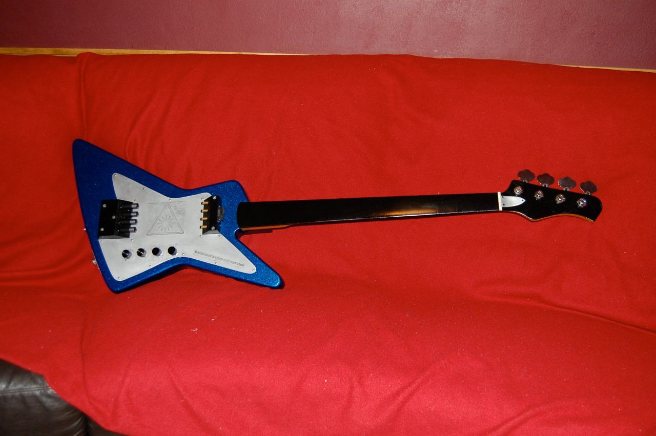 The Prism: a Laser Synth-Guitar : 20 Steps (with Pictures) - Instructables