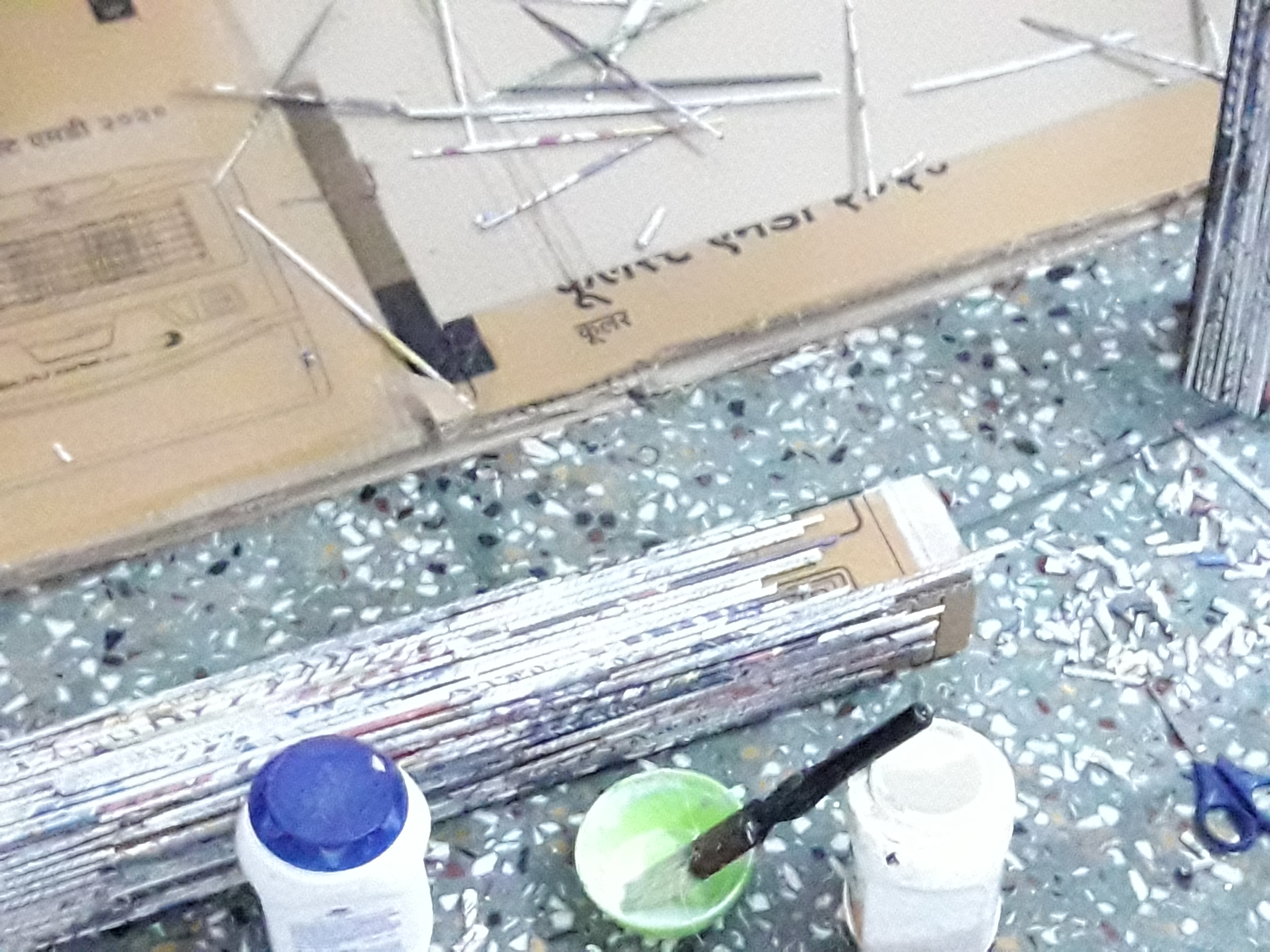 DIY PAPER TABLE : 4 Steps - Instructables