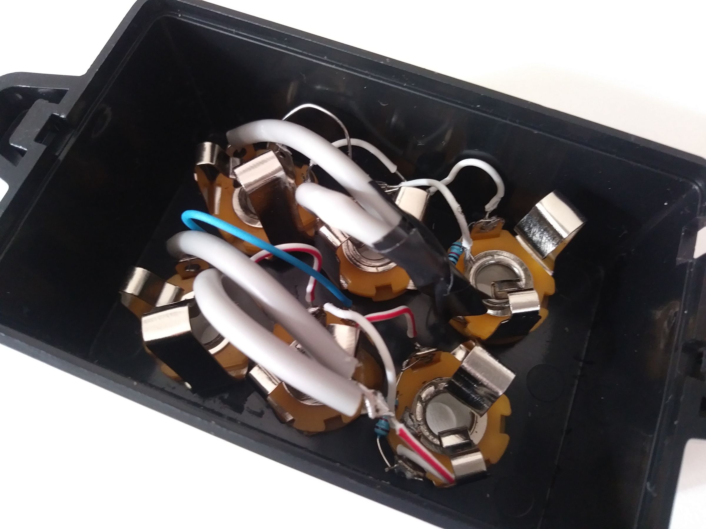 Wye Box (audio Summing Box) (with Pictures) - Instructables