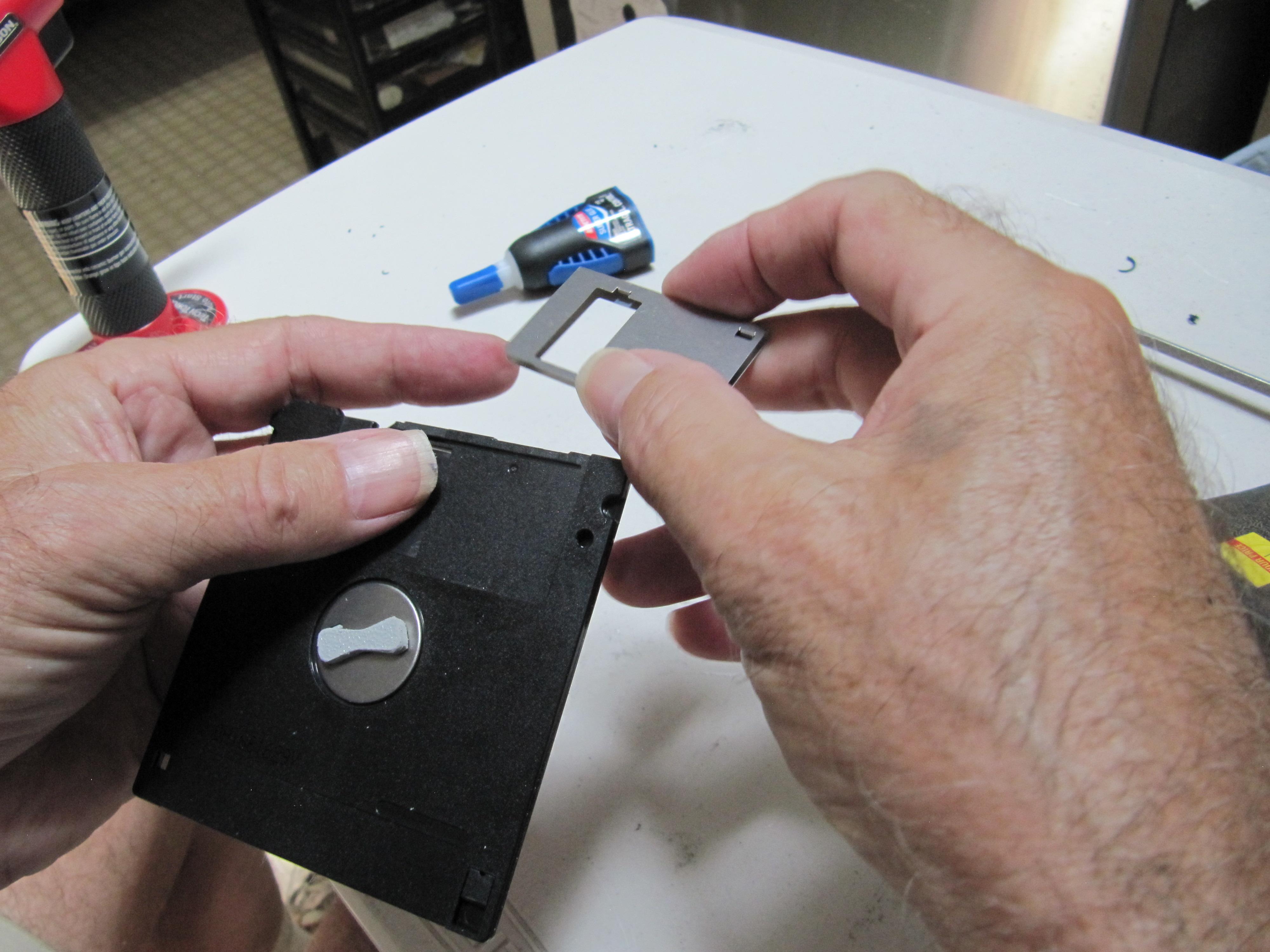 Floppy Diskette SD Card Caddy Dispenser : 10 Steps (with Pictures ...