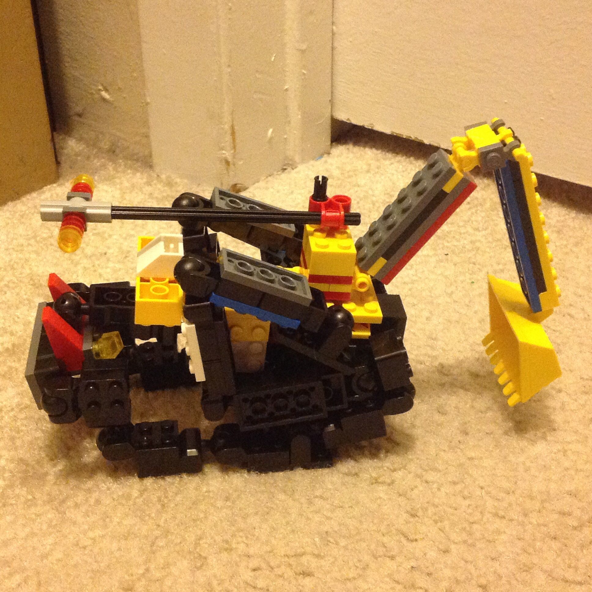 Lego Transformer... Autobot? Lost Constructicon? You Decide ...