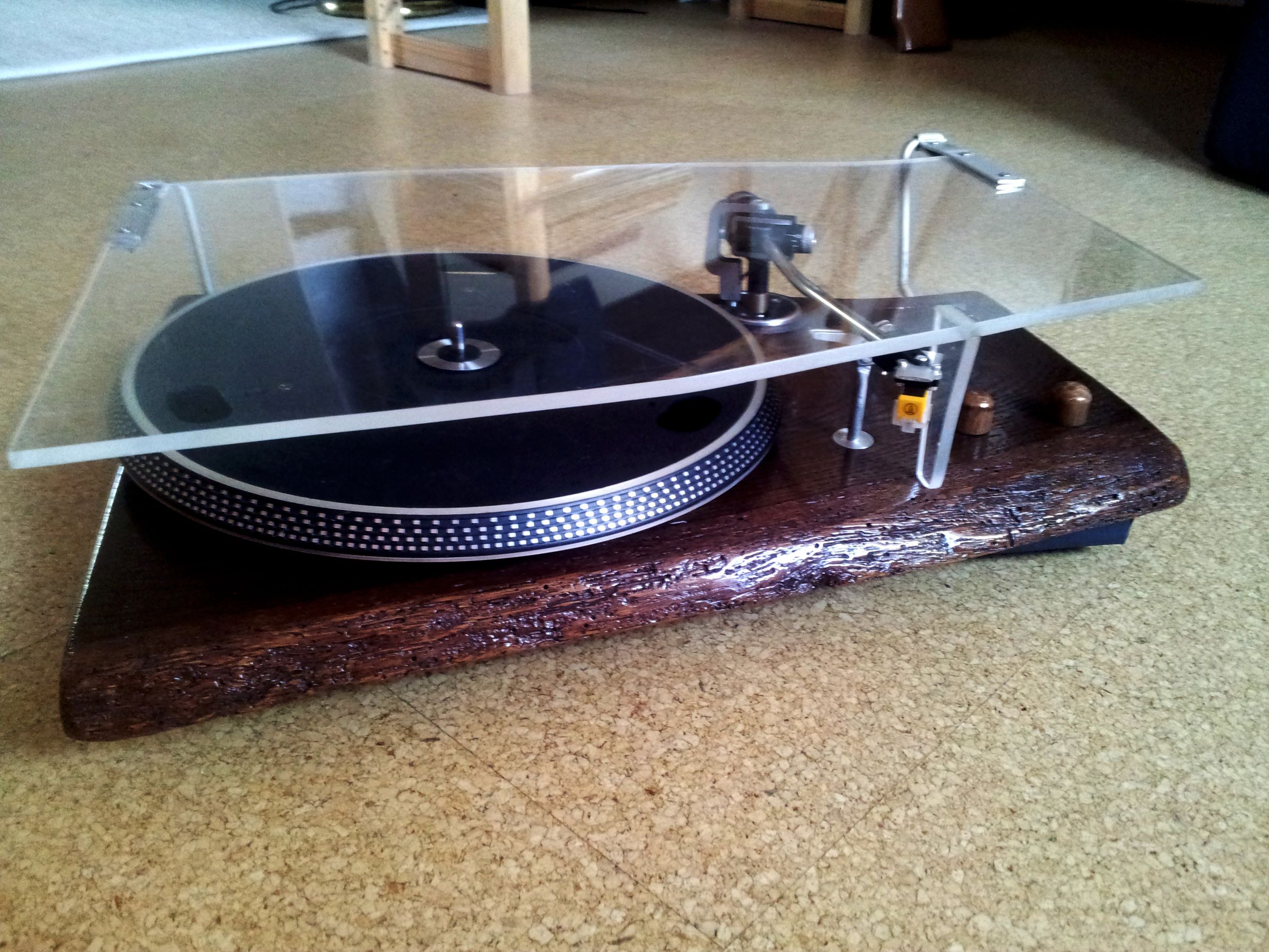 Turntable Made of 100y Old German Oak : 8 Steps (with Pictures ...