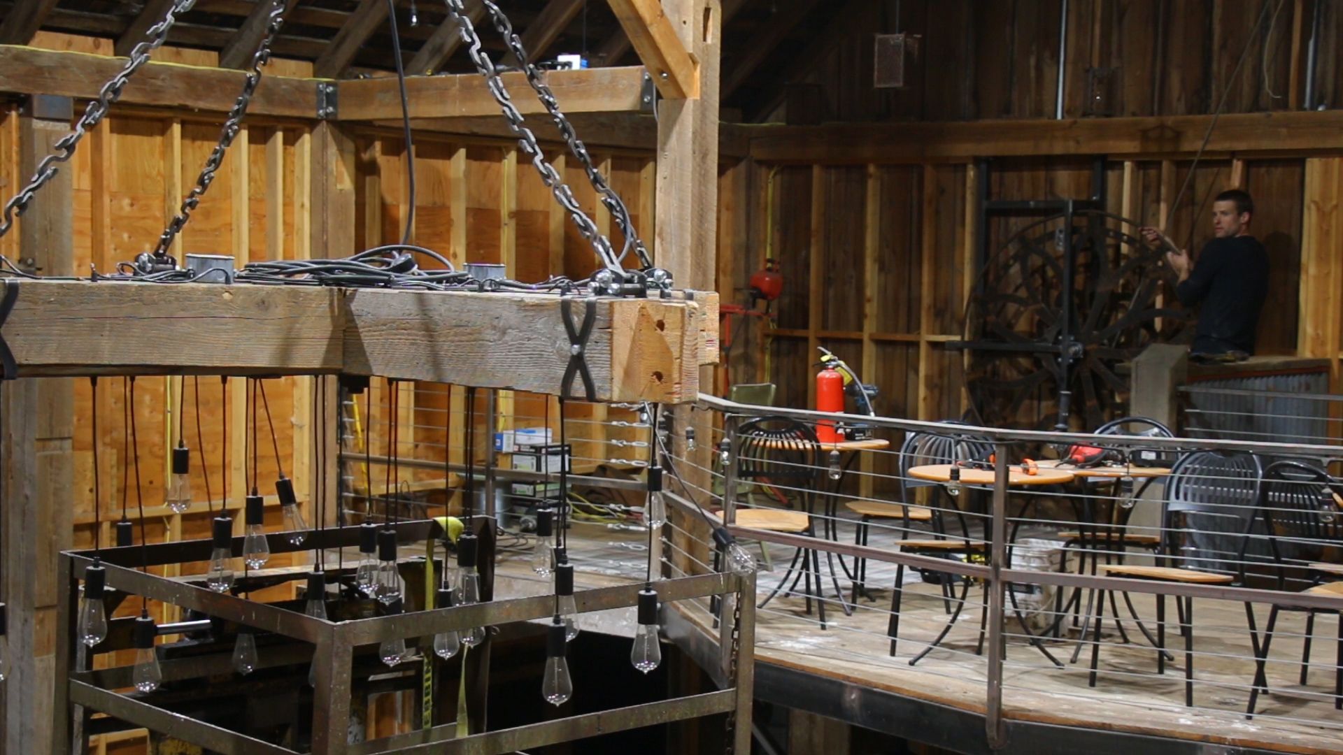 Retractable Barn Chandelier for My Sister's Wedding Reception : 8 Steps ...