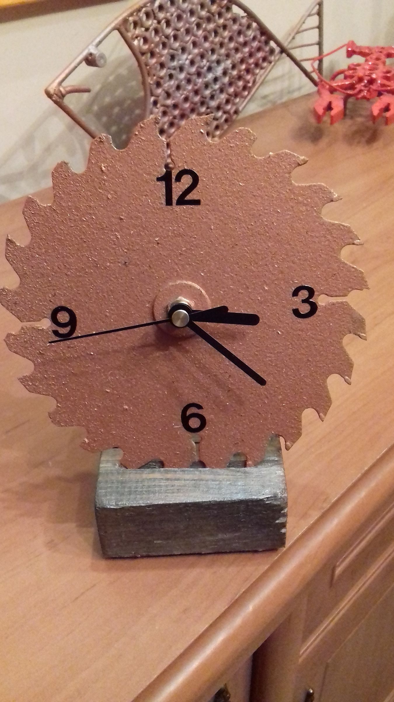 Circular Saw Clock : 4 Steps (with Pictures) - Instructables