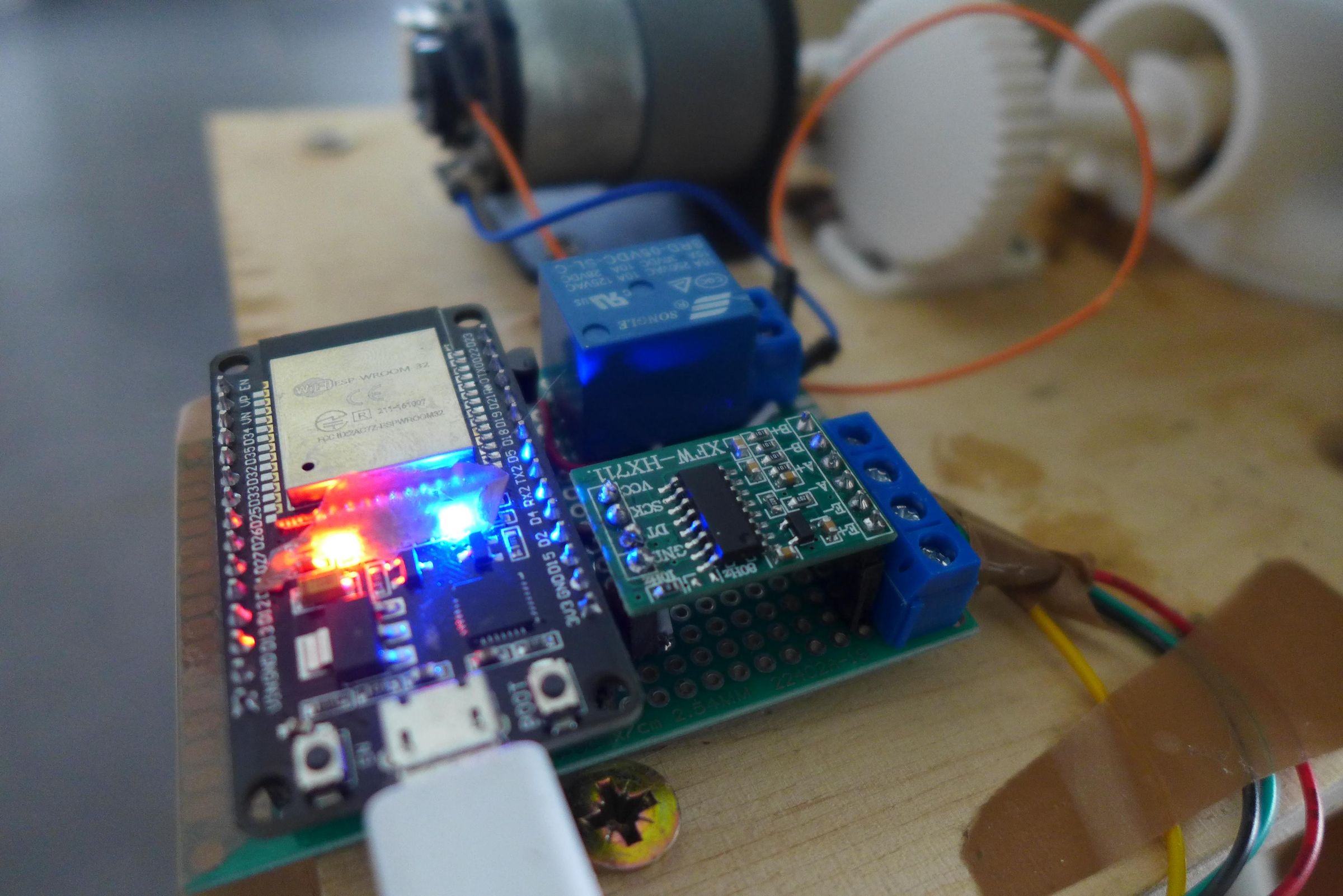 Automatic Kibble Dispenser : 10 Steps (with Pictures) - Instructables