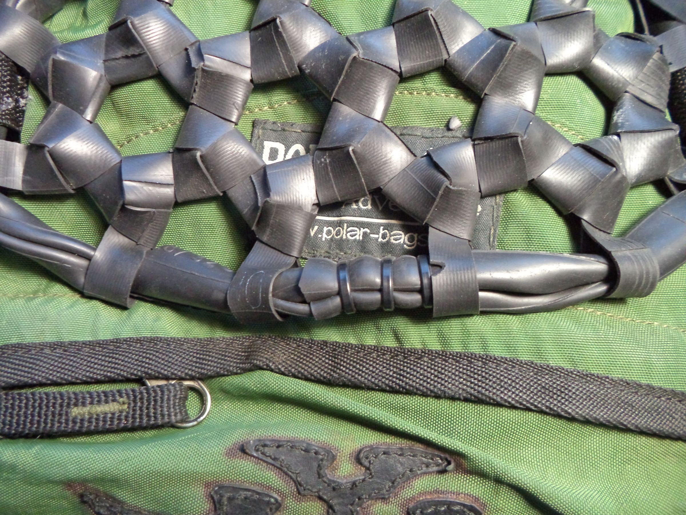 Backpack Cargo Net From Inner Tubes : 26 Steps (with Pictures ...