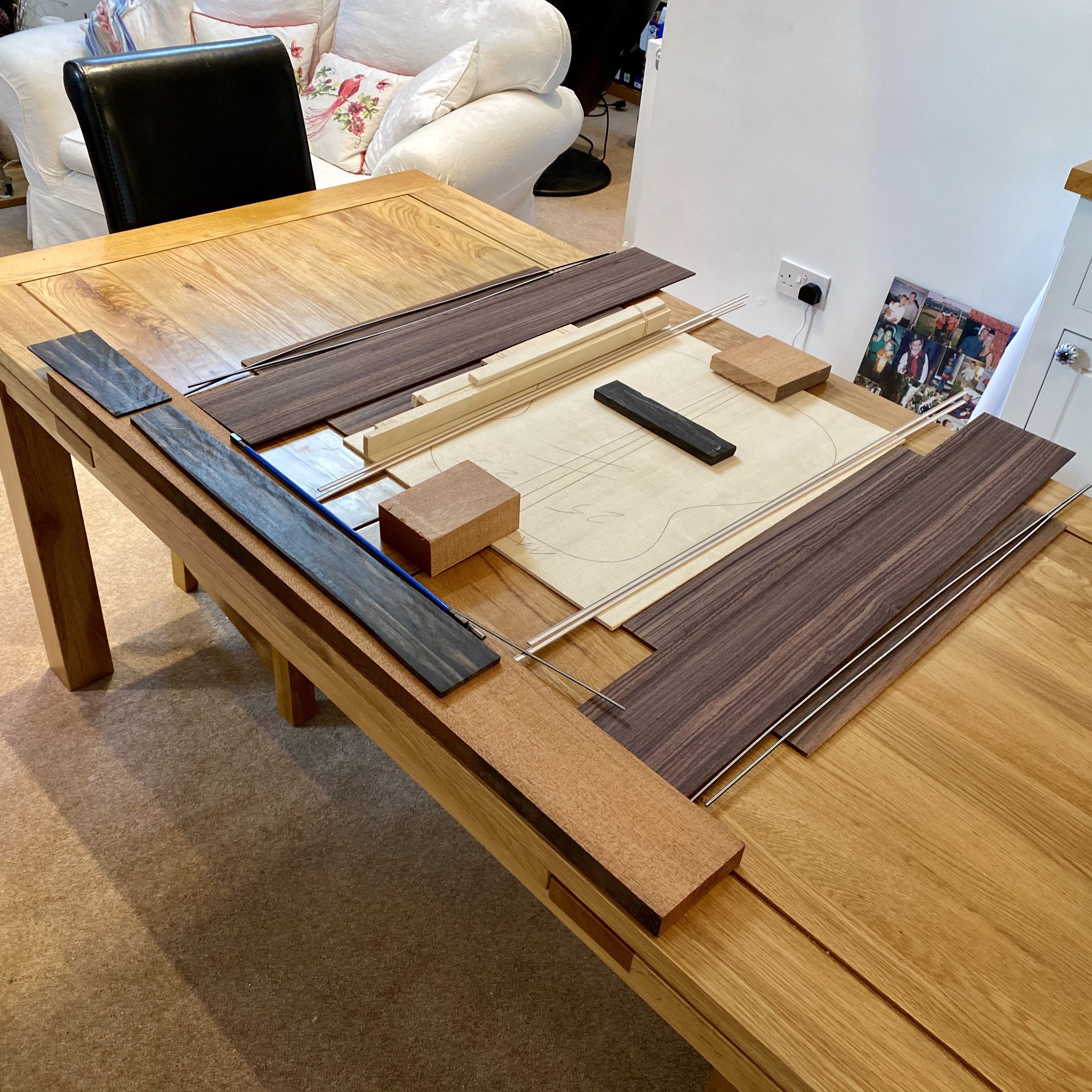 Hand Made Acoustic Guitar : 31 Steps (with Pictures) - Instructables