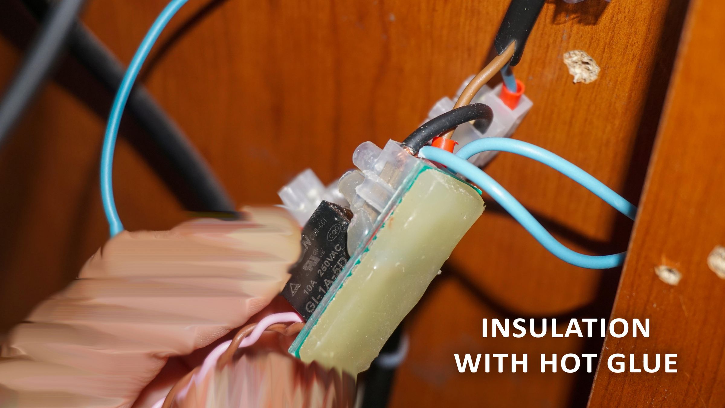 Automatically Turn Off the Power Strip of the Computer (monitor ...
