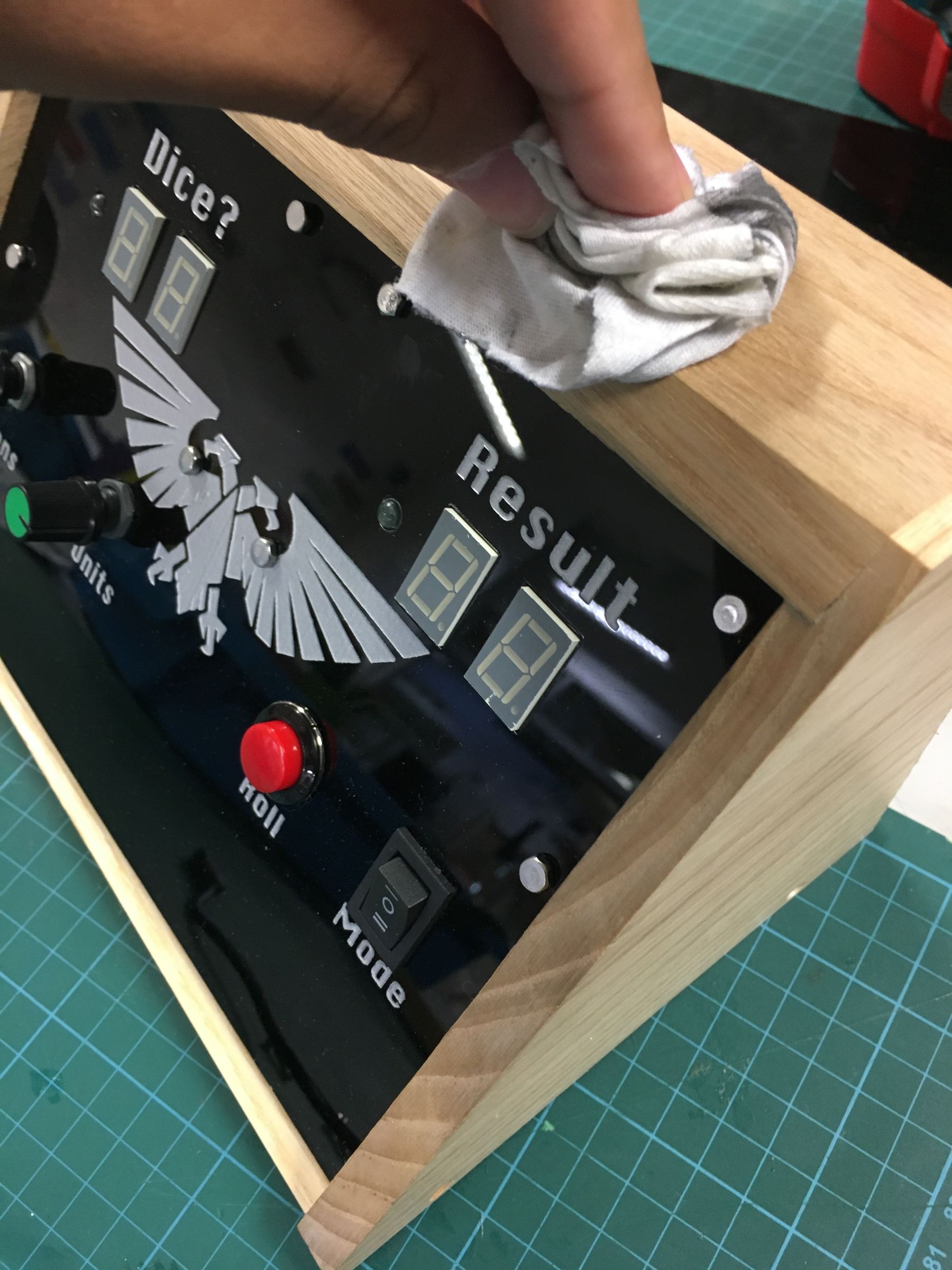 Dice Generator : 12 Steps (with Pictures) - Instructables