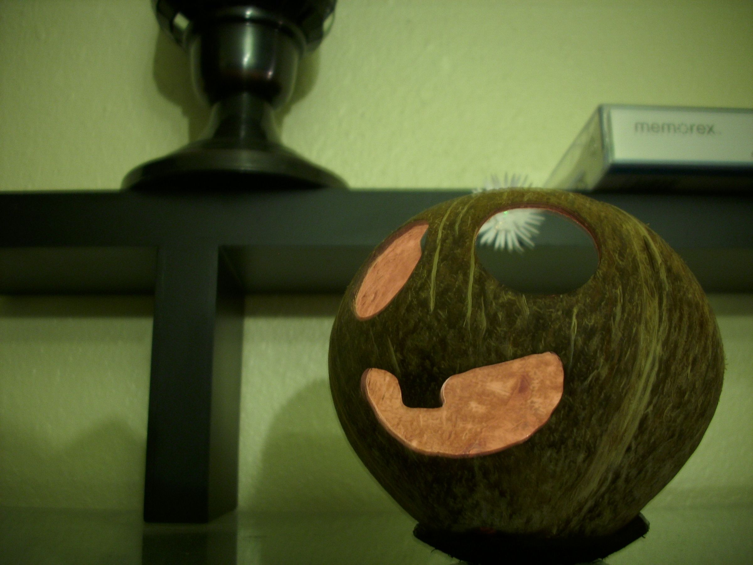 Coco-Lanterns : 8 Steps - Instructables
