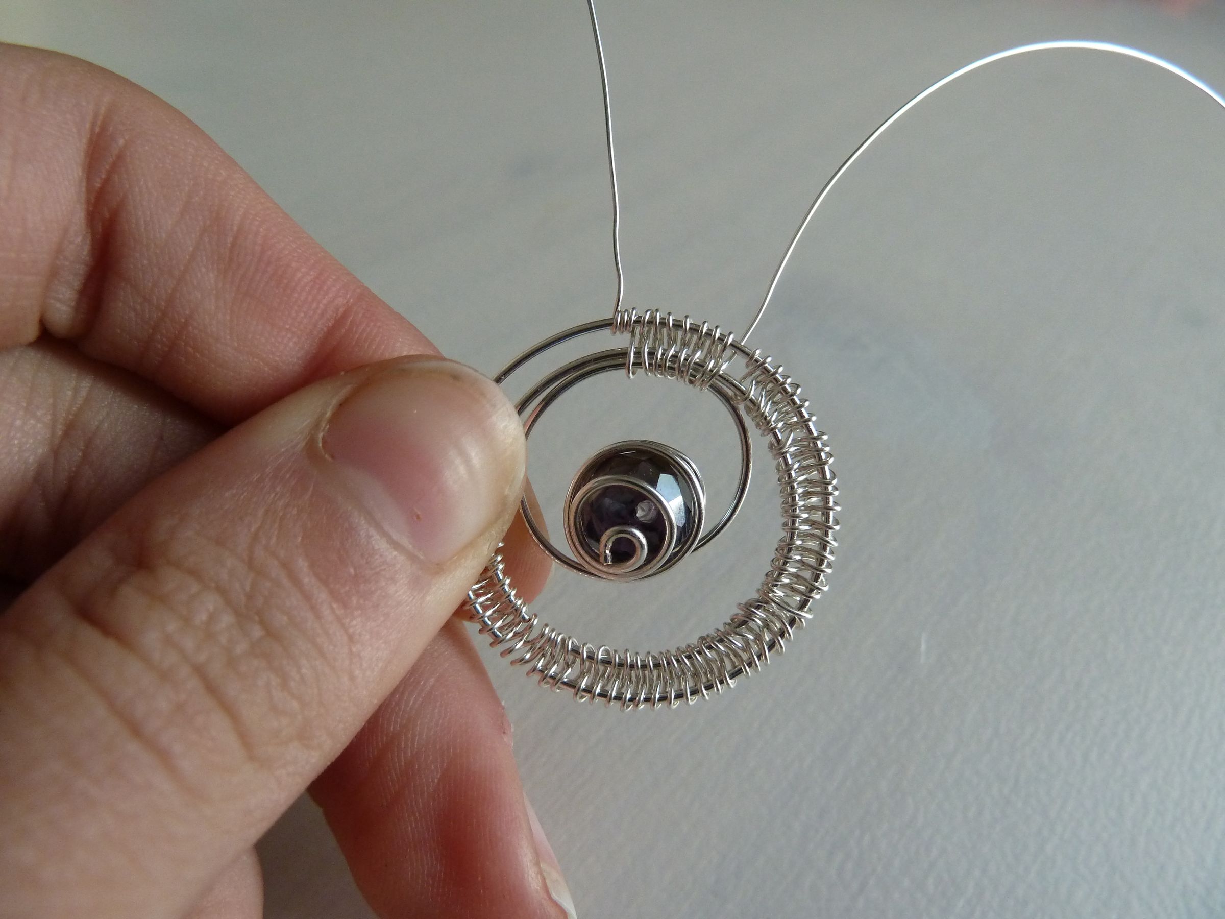 Single Bead Wirework Pendant : 22 Steps (with Pictures) - Instructables