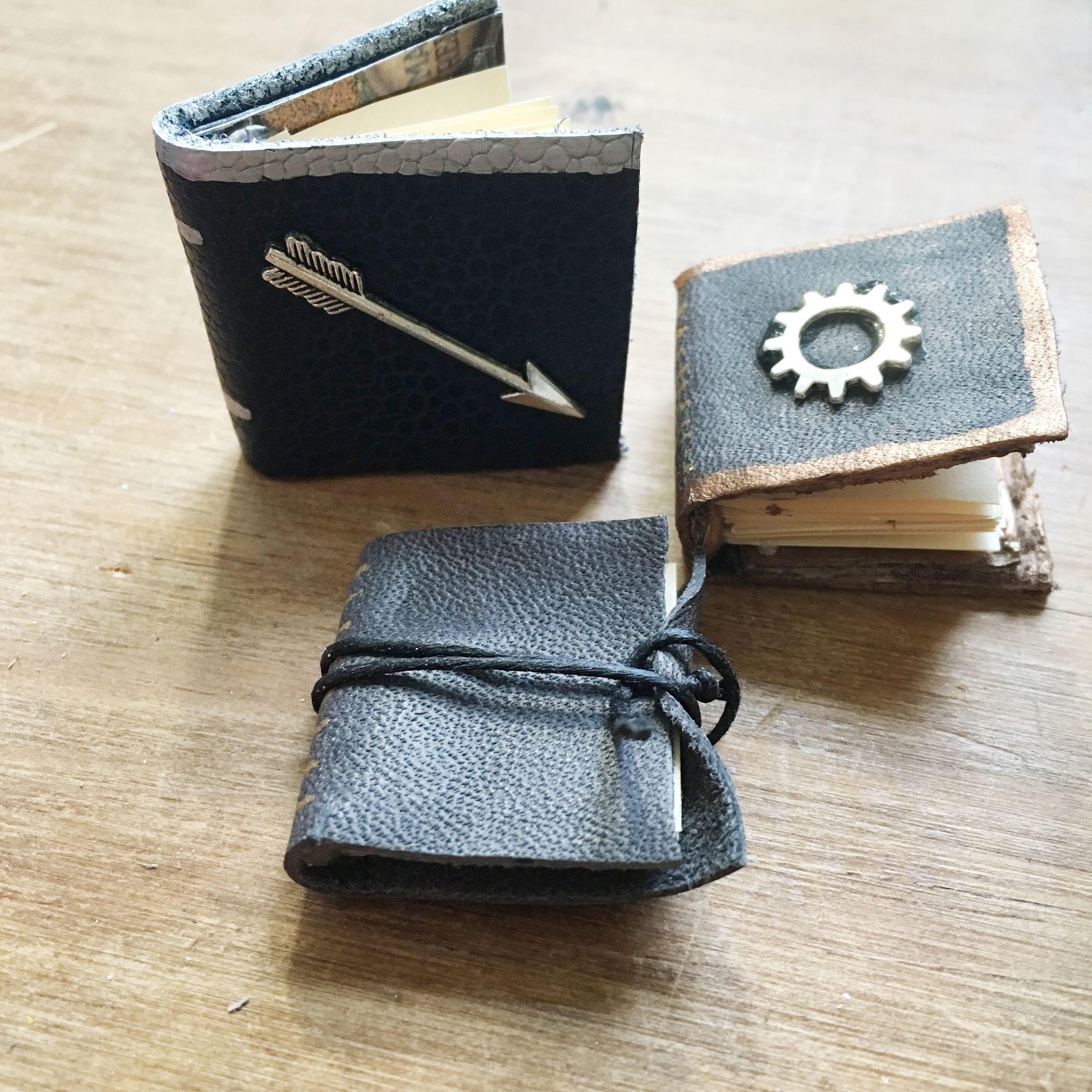 Mini Leather Books : 4 Steps (with Pictures) - Instructables
