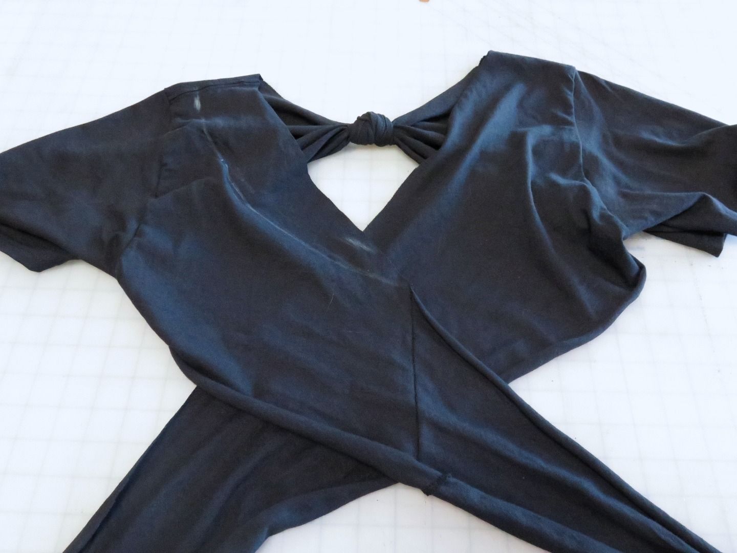 Turn a T-Shirt Into a Wrap Shirt : 9 Steps (with Pictures) - Instructables