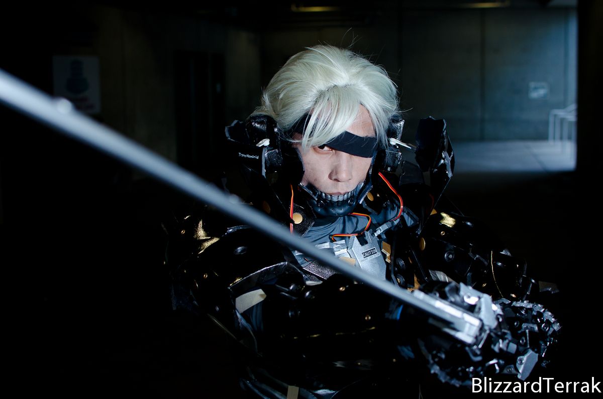 Raiden (Cyborg Ninja) W/ Motorized Face Shield From Metal Gear : 9 ...