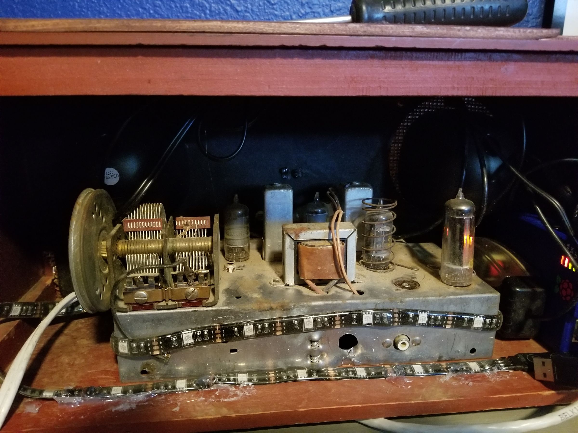 Retro Radio Pi : 9 Steps (with Pictures) - Instructables