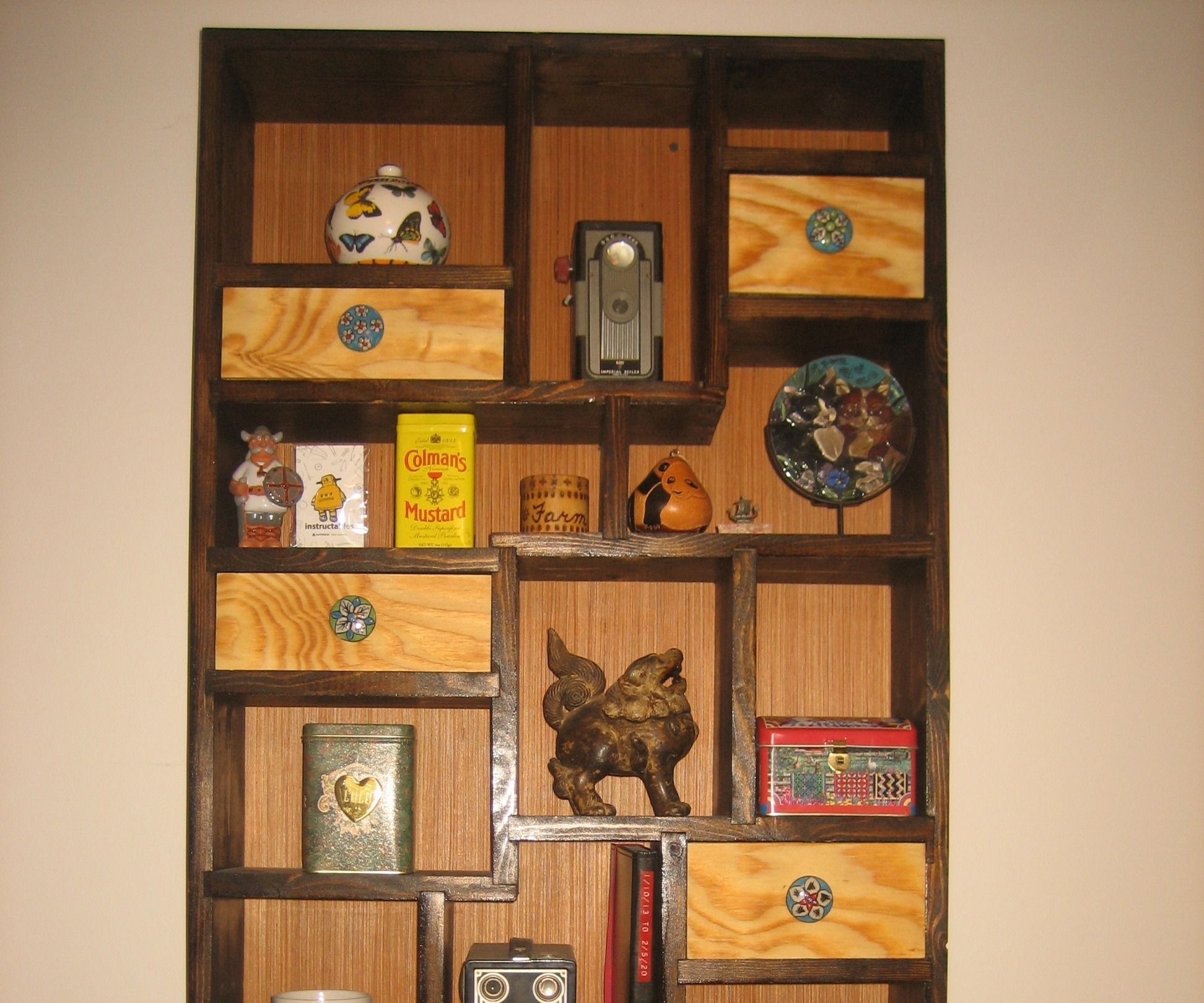 KNICK KNACK SHADOW BOX : 13 Steps (with Pictures) - Instructables