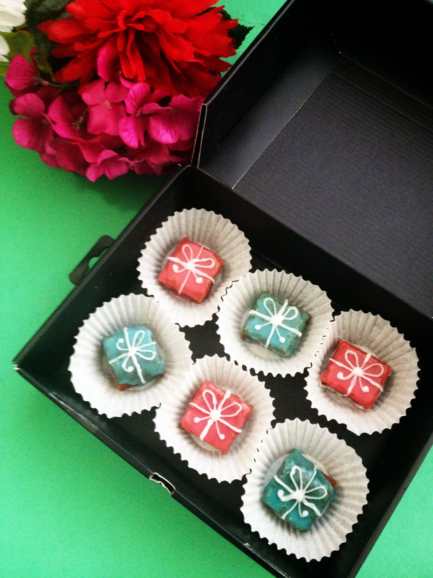 Edible Gift Box : 9 Steps - Instructables