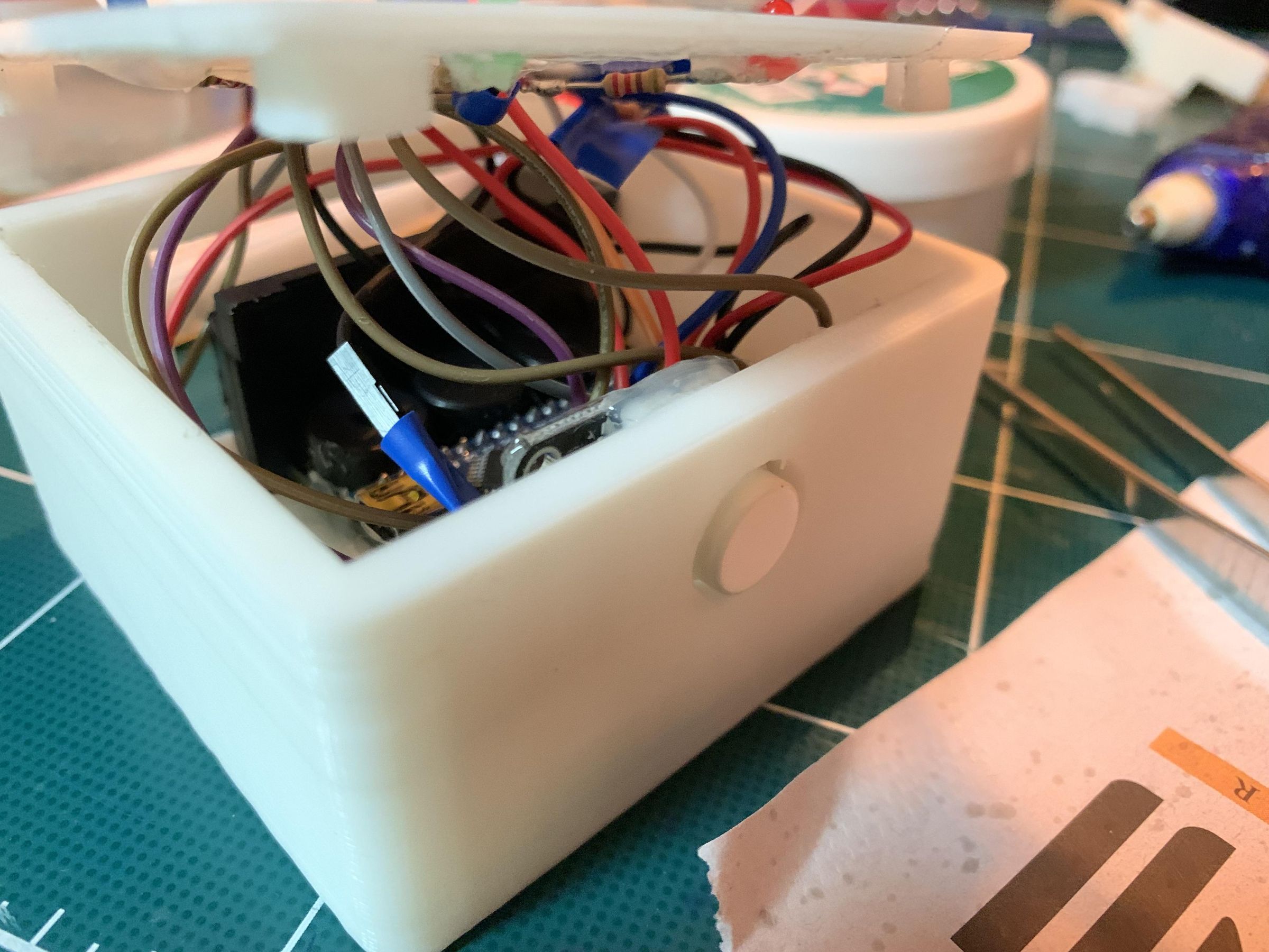 Birthday Music Box With LEDs : 6 Steps (with Pictures) - Instructables