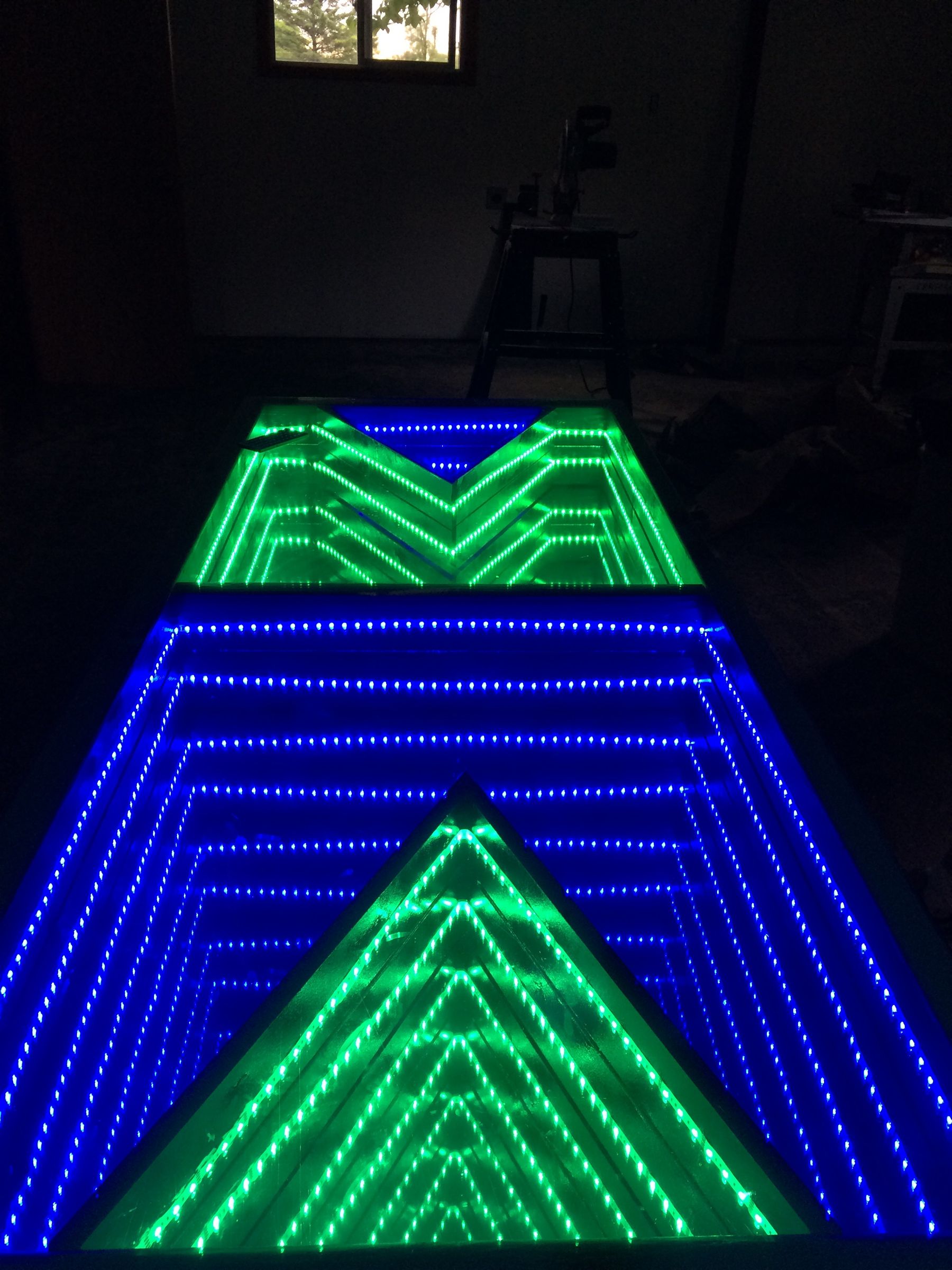 Infinity Pong Table V2 : 11 Steps - Instructables