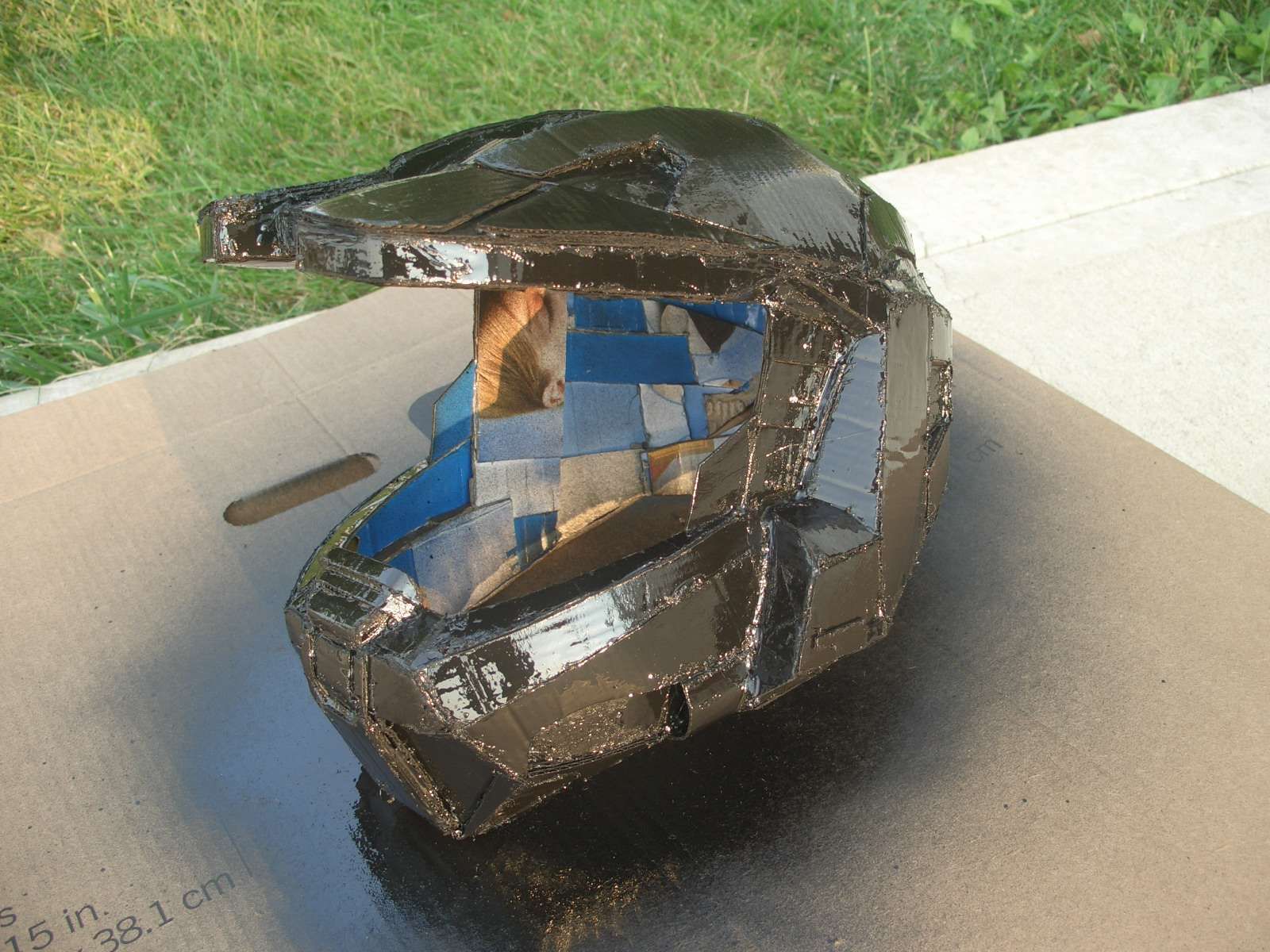 Cardboard/Fiberglass Halo 3 Inspired Master Chief Costume : 15 Steps ...