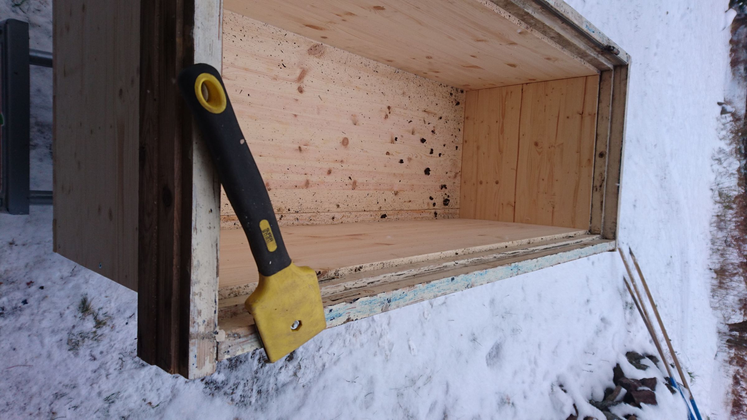 Zombie Apocalypse Equipment Cabinet : 10 Steps (with Pictures ...