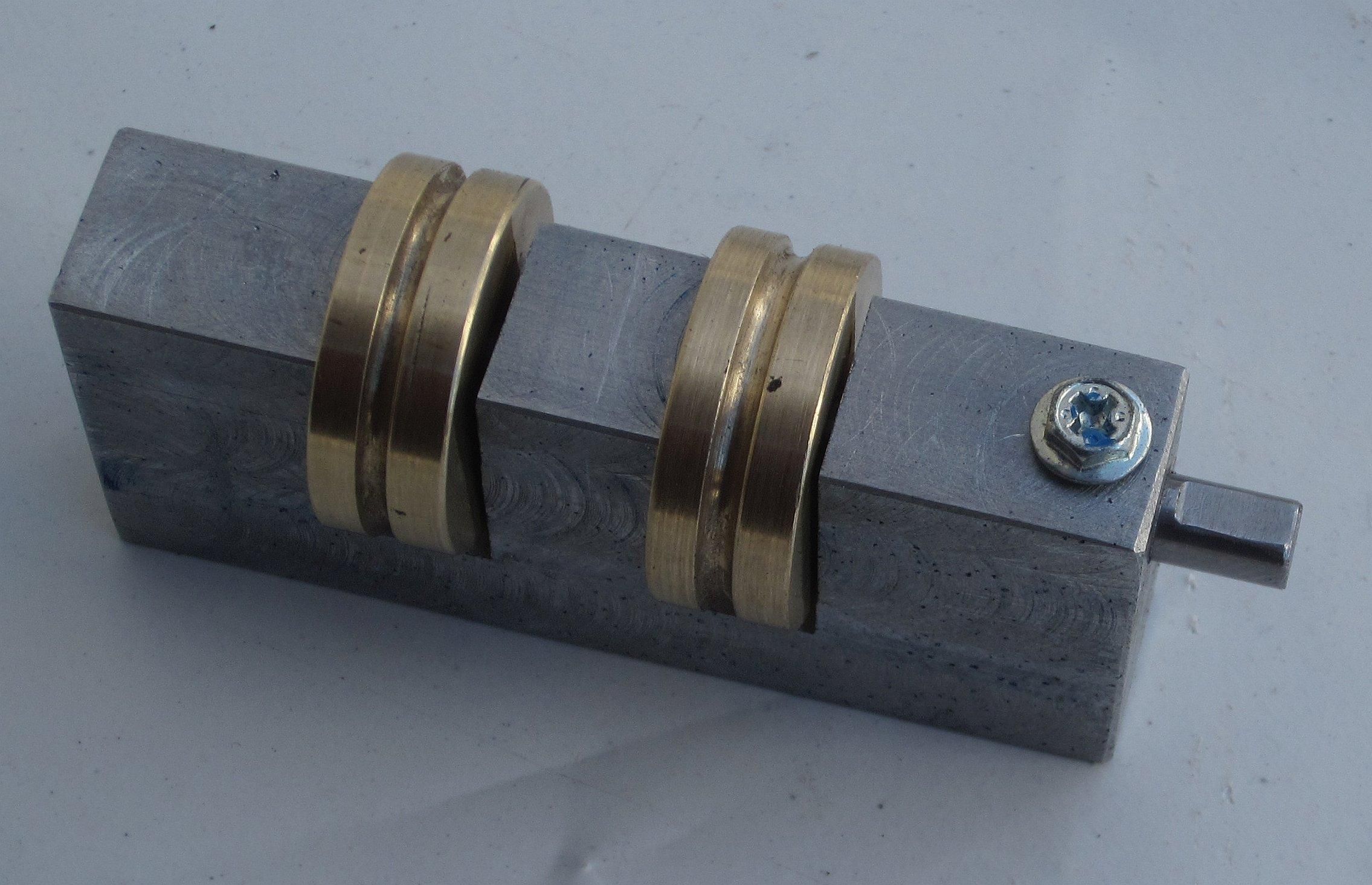 Gas Strut Counterbalance for the Mini Mill : 6 Steps - Instructables