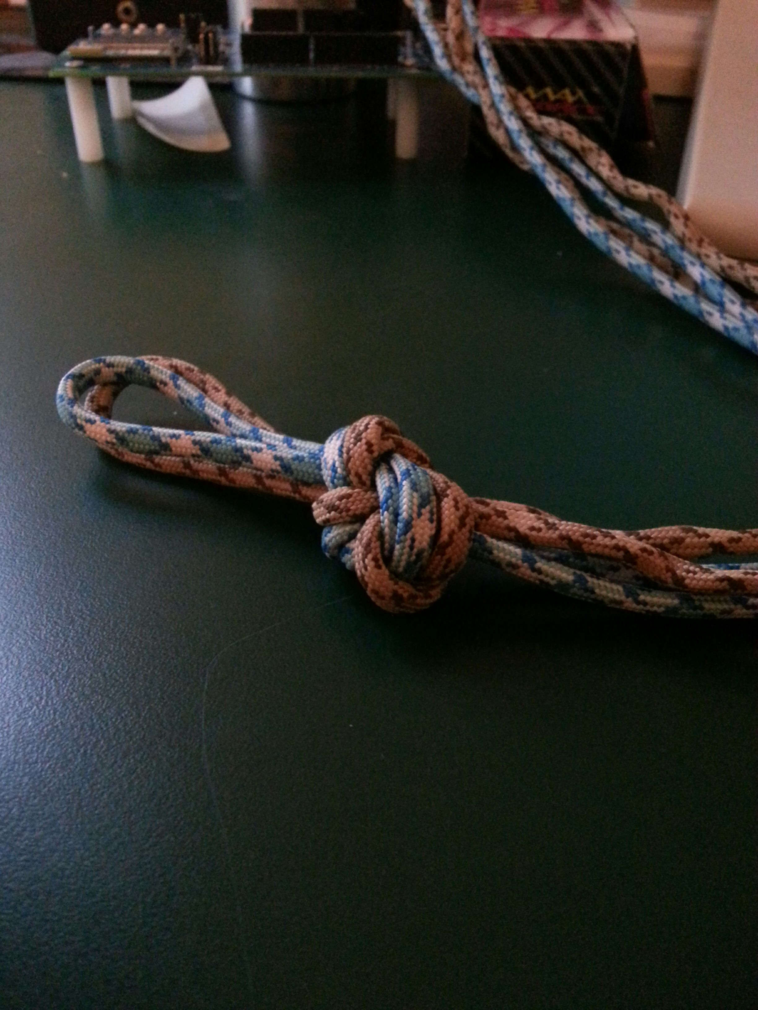 4 Strand Round Braid : 3 Steps - Instructables