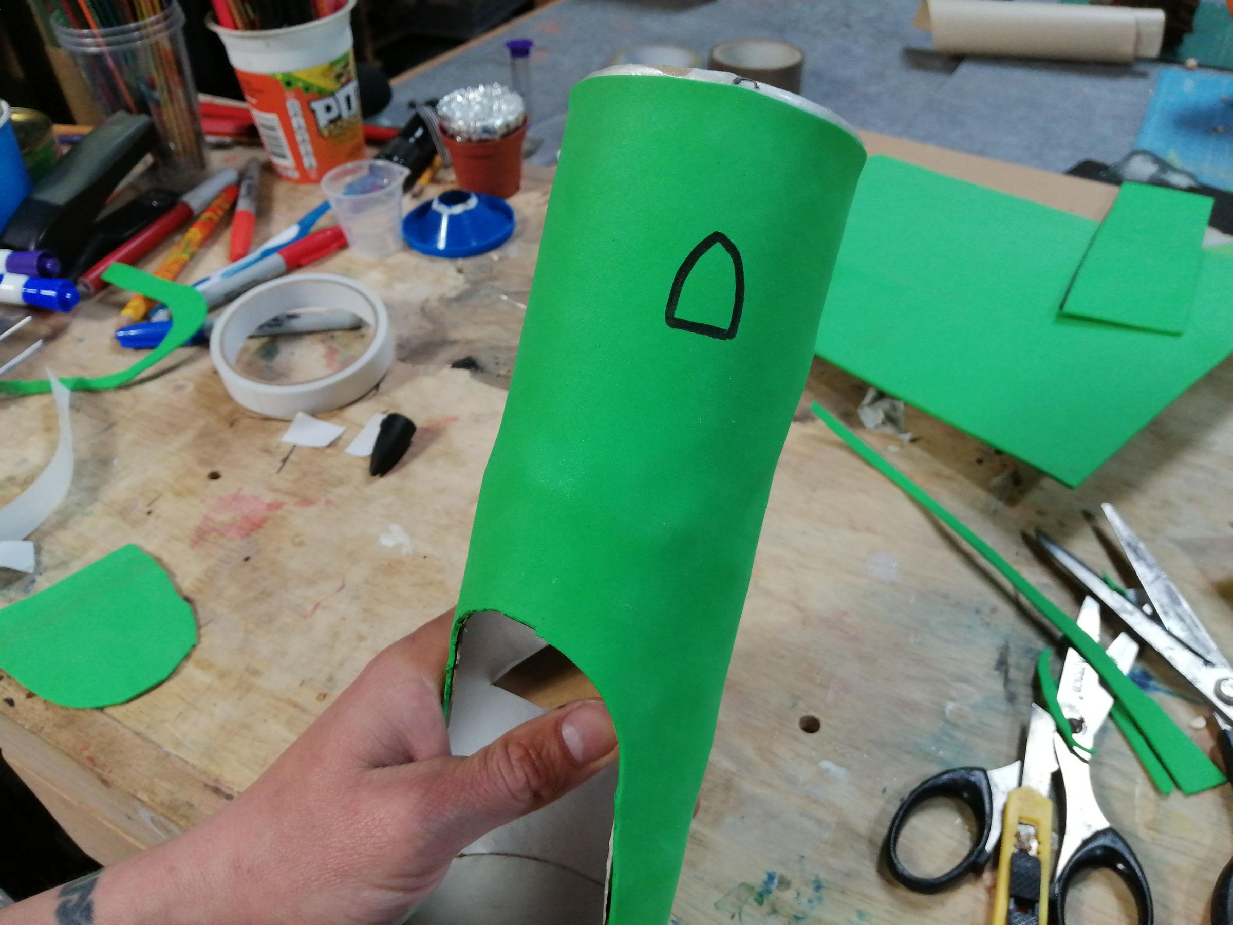 Pringles Tube Dice Tower : 9 Steps (with Pictures) - Instructables