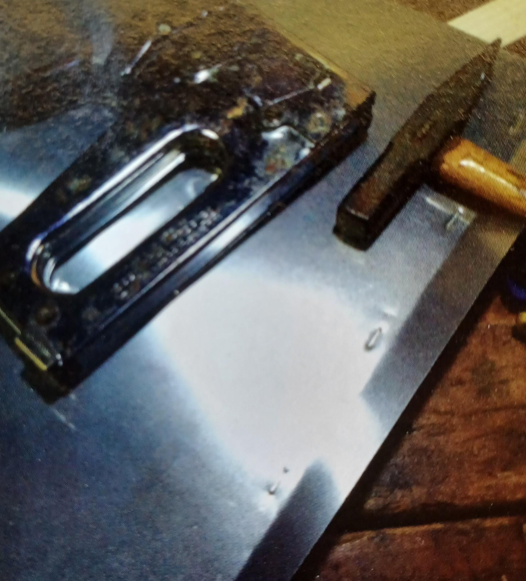 Blue Ribbon Beetle Trapping Bottom Board : 45 Steps (with Pictures ...