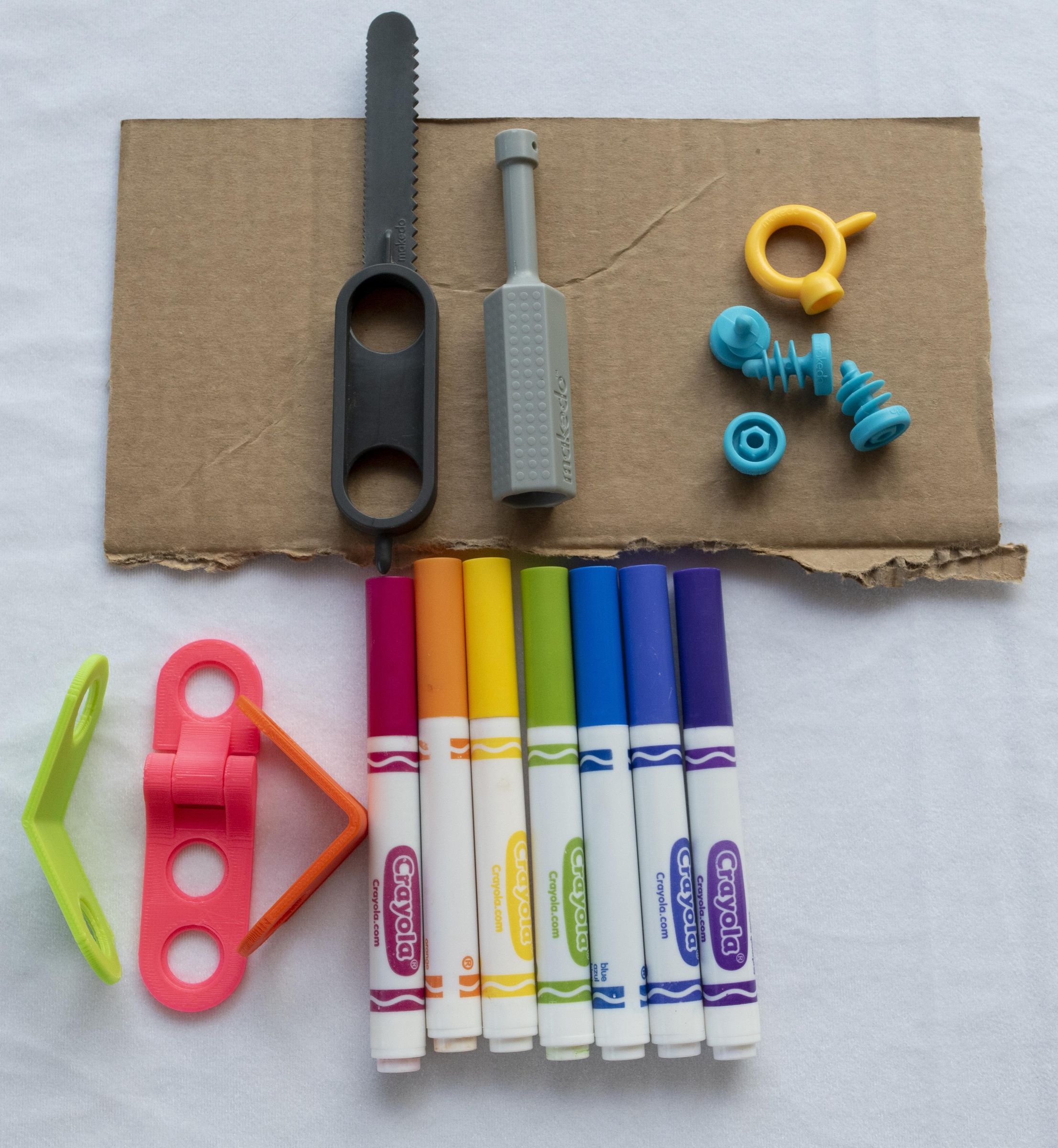 Makedo Cardboard Construction in the Classroom : 4 Steps (with Pictures ...