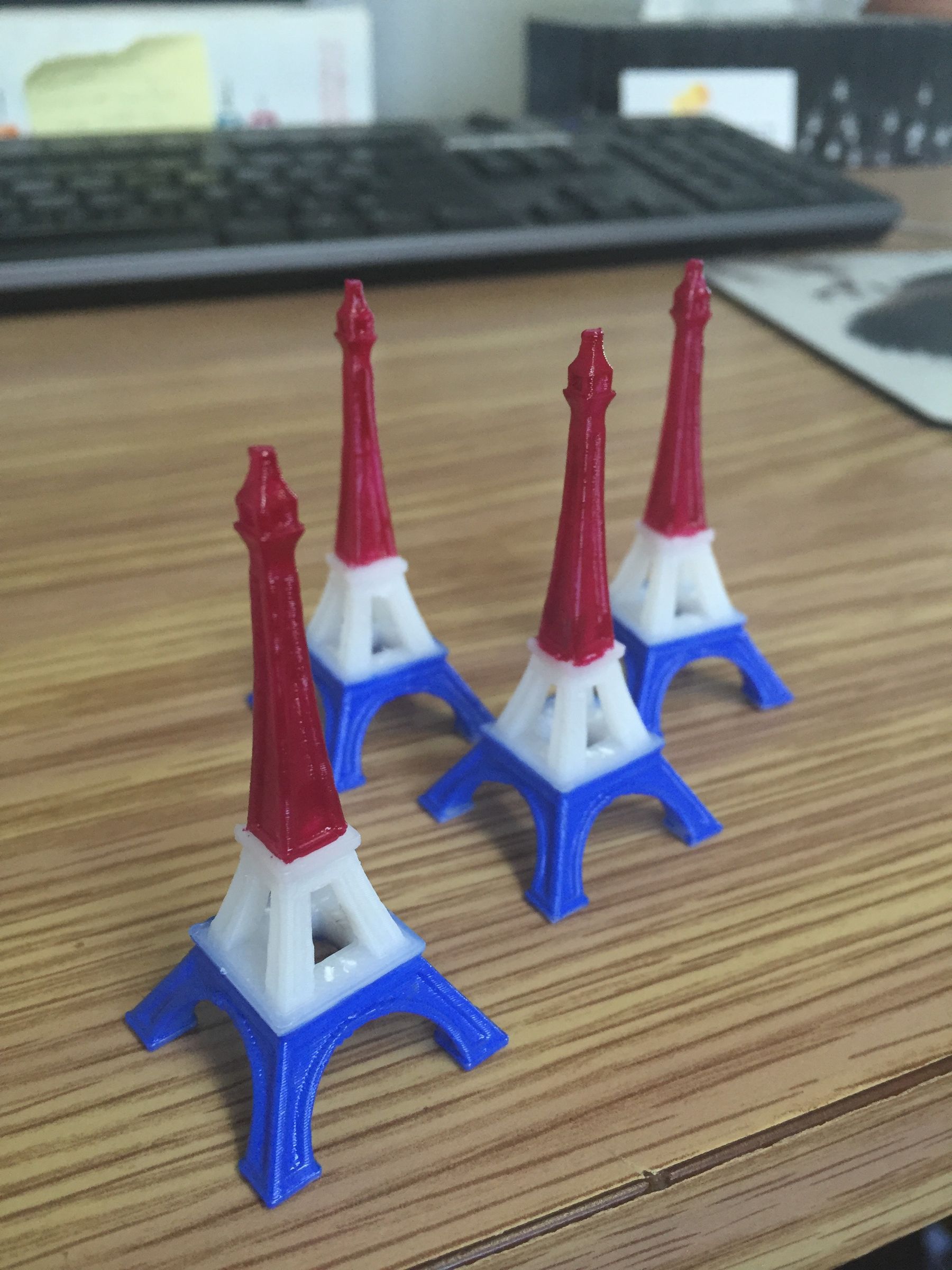 3D Printed French Colour Coded Eiffel Towers : 4 Steps - Instructables