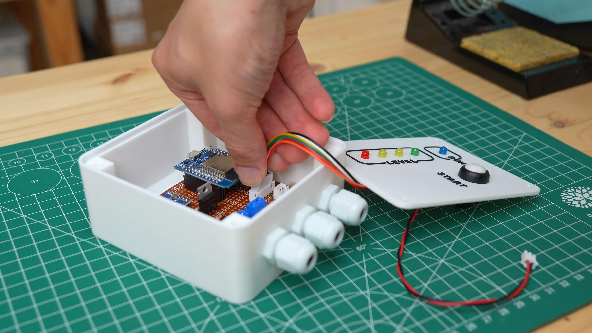 ESP32 Irrigation System With Water Reservoir : 10 Steps (with Pictures ...