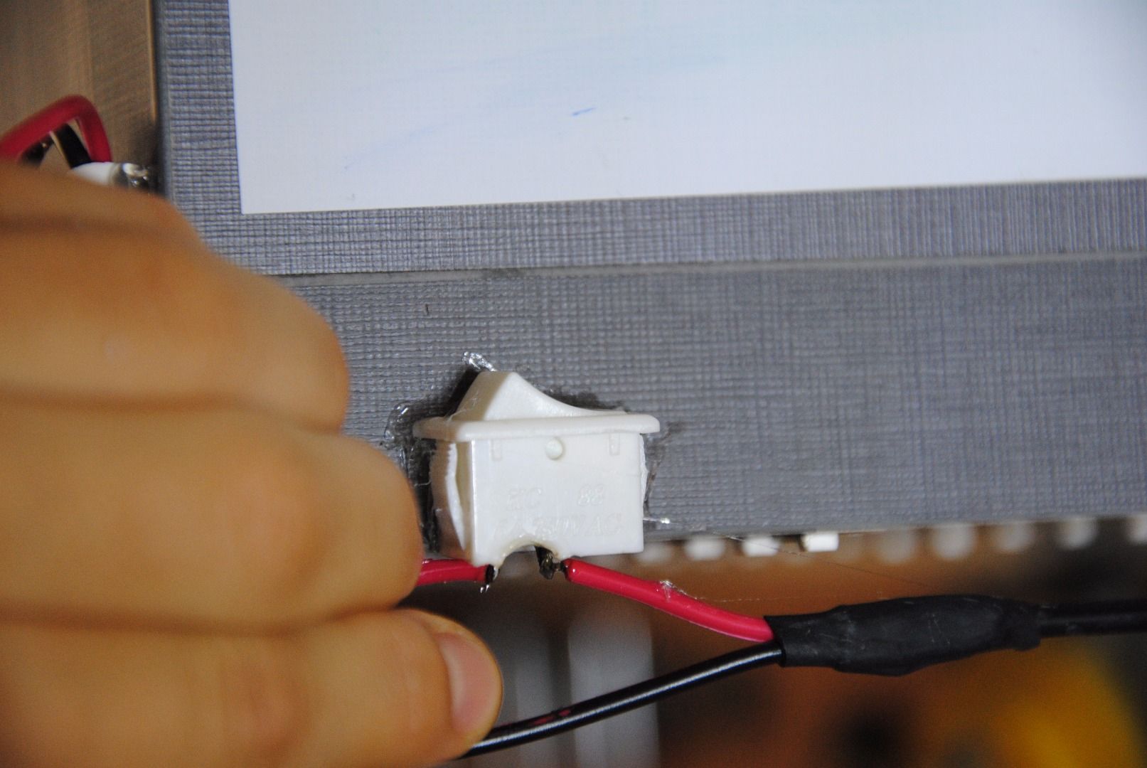 Make Your Own Dimmable LED Workshop Lighting! : 11 Steps (with Pictures ...