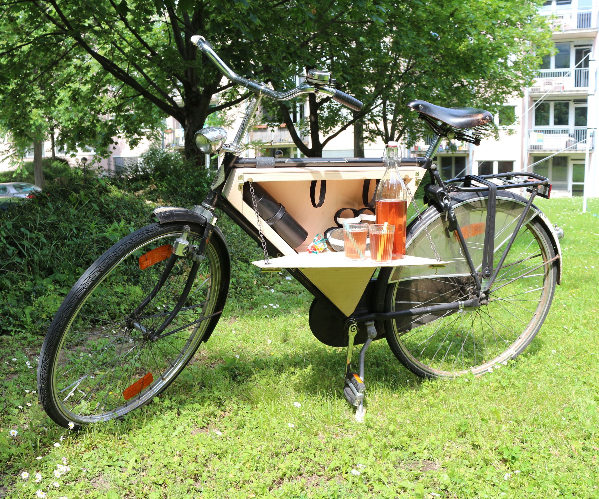 Bicycle Picnic Box : 11 Steps (with Pictures) - Instructables