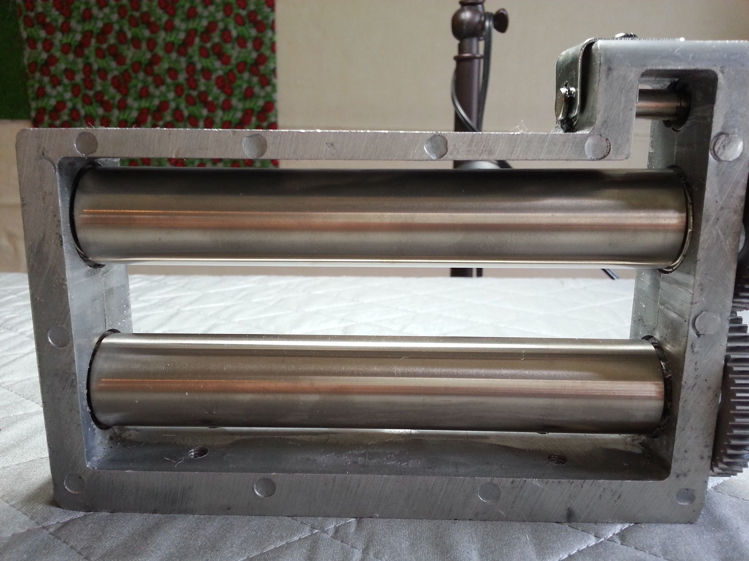 Sizzix Big Shot Bearing Replacement : 7 Steps - Instructables