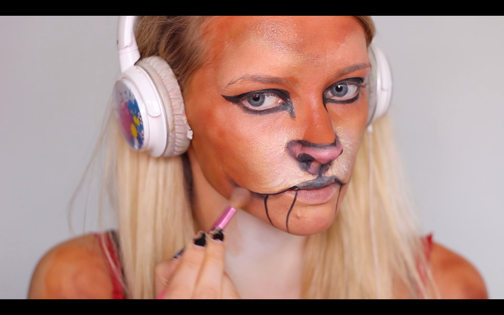 Cat In The Hat Makeup Tutorial