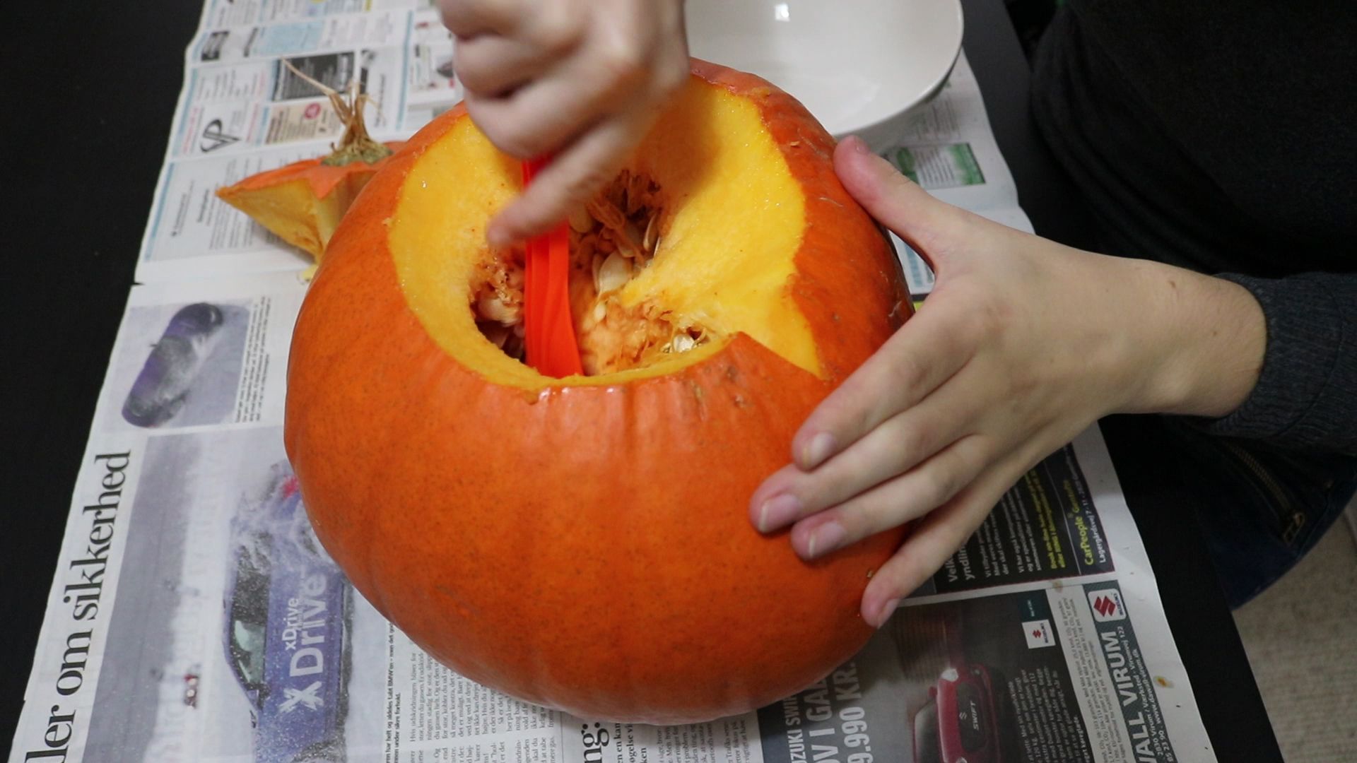 Pumpkin Carving Tips & Tricks : 5 Steps (with Pictures) - Instructables